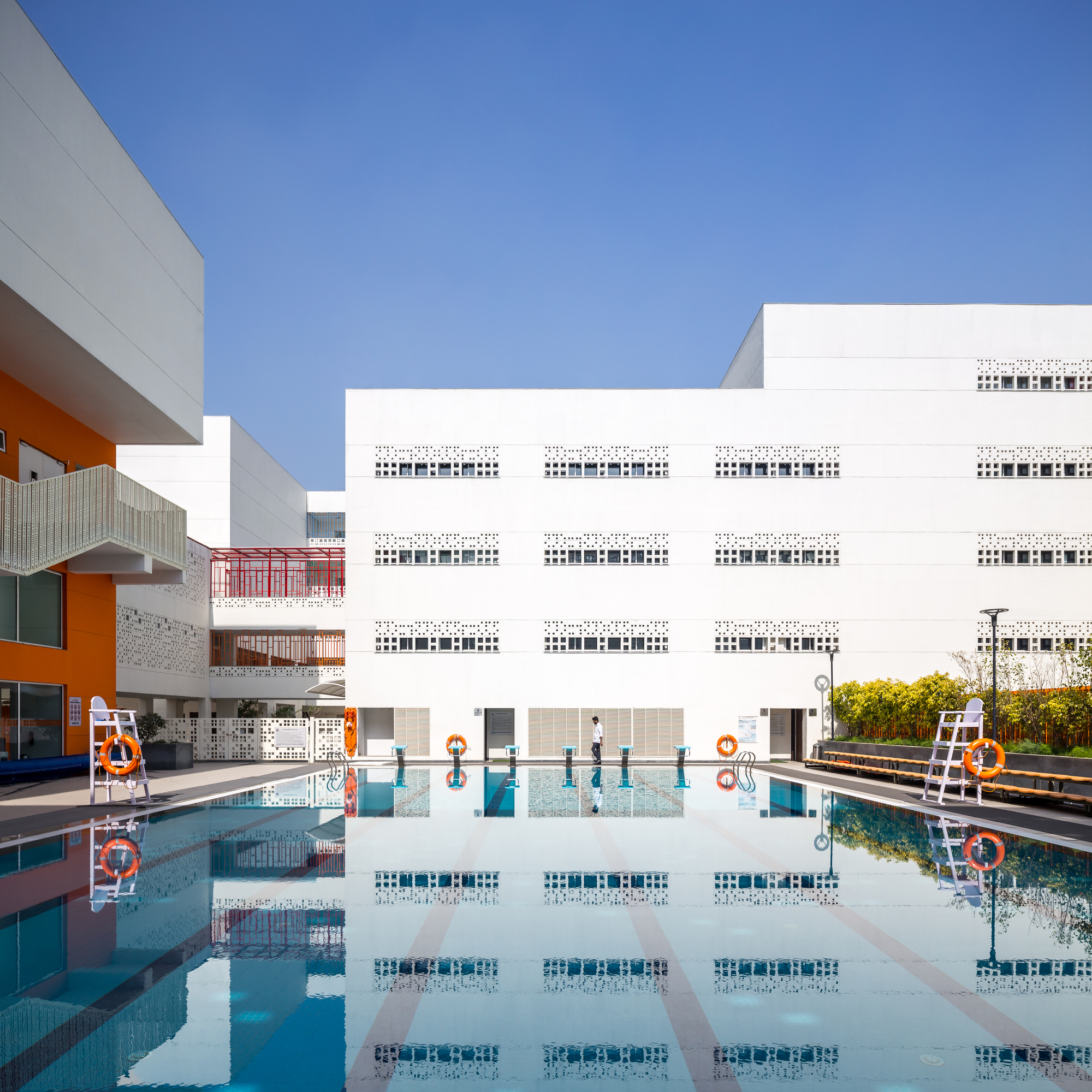 Gallery of The British School / Morphogenesis - 24