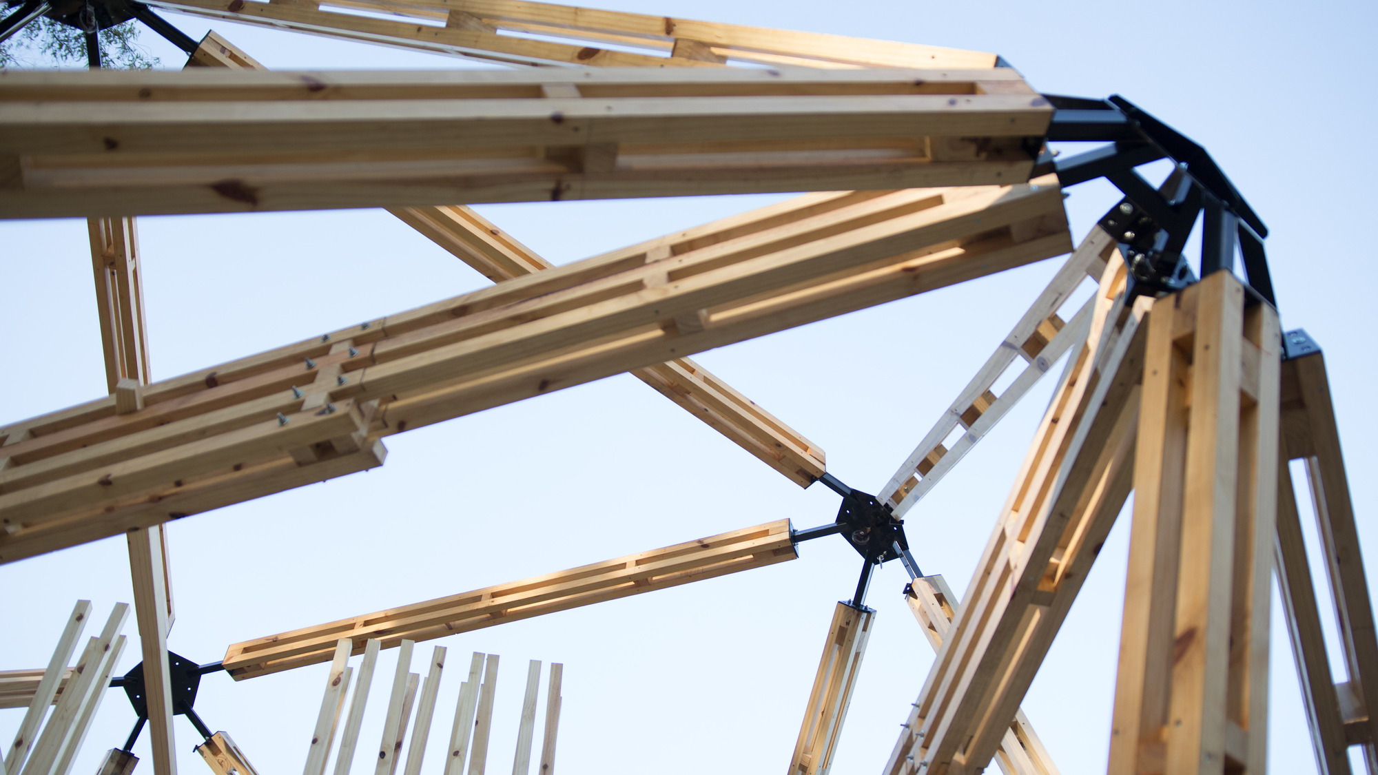 Galería de Las estructuras de madera construidas por estudiantes en ...