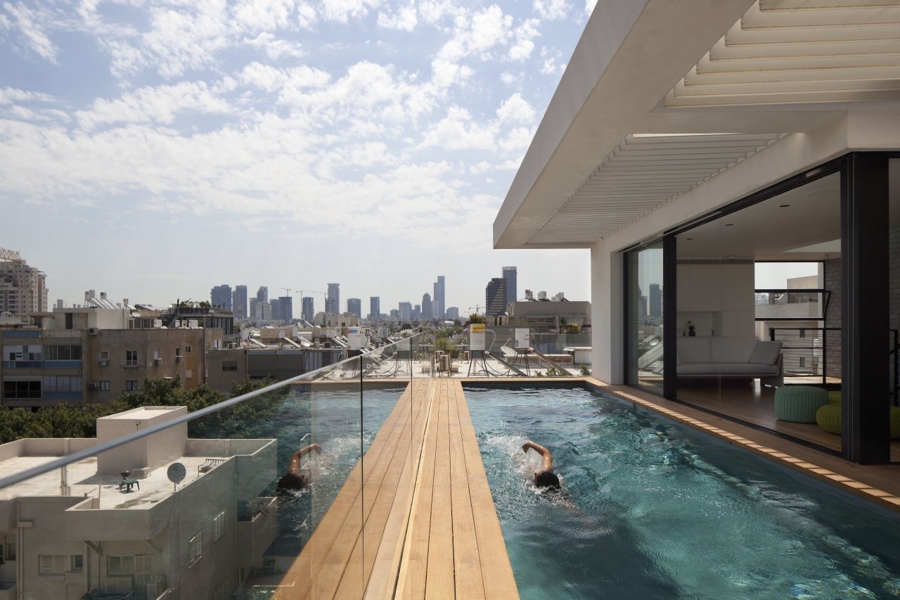 Gallery of 11 of the Most Impressive and Innovative Rooftop Spaces - 9