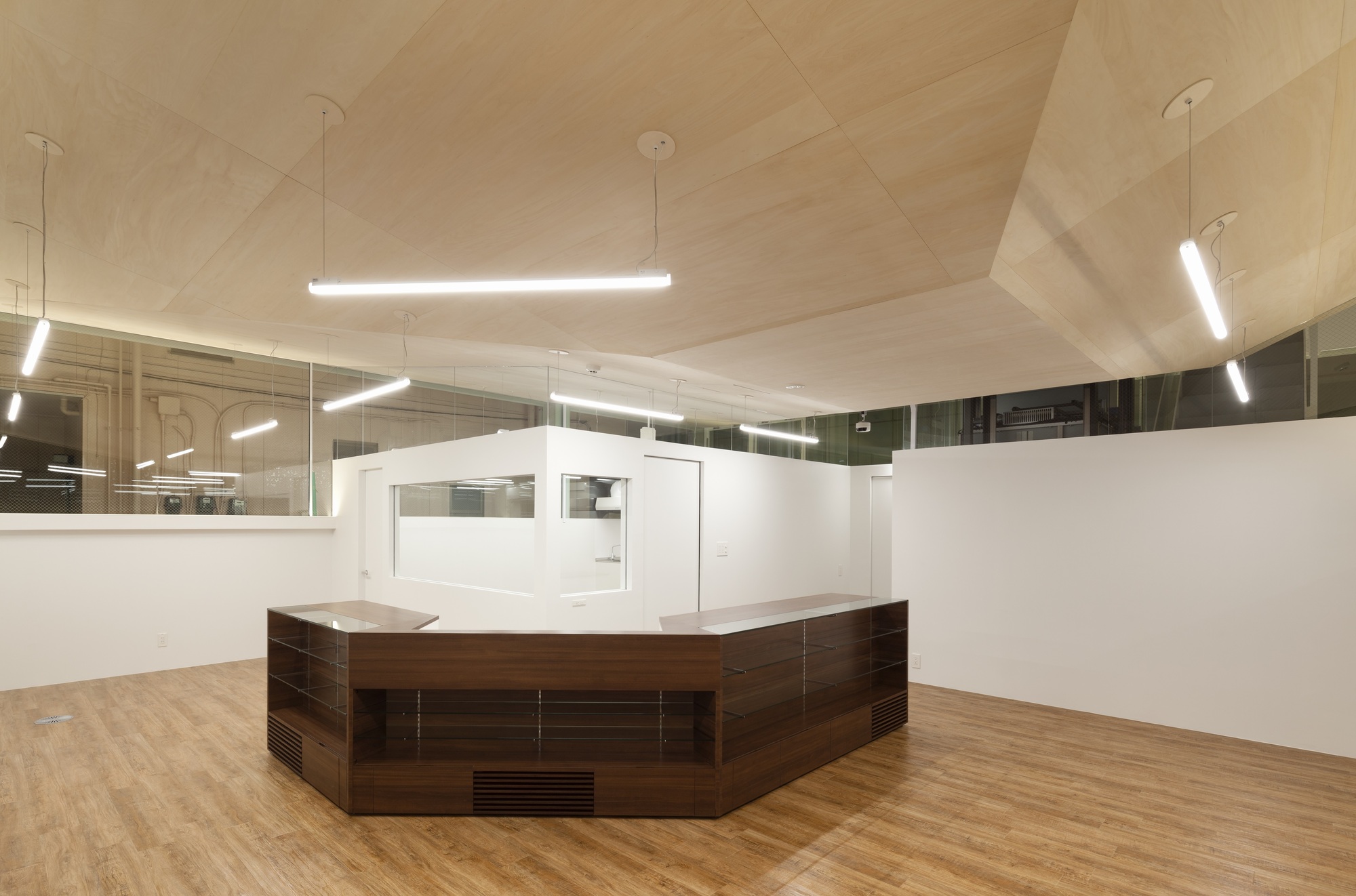 Gallery of Building M / I.R.A. - 25