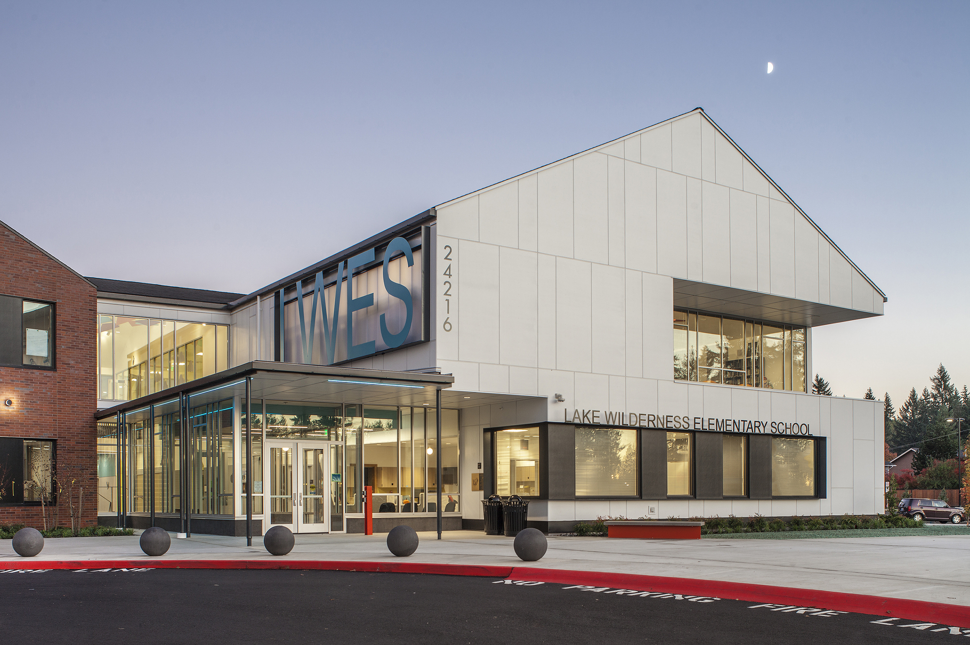 Gallery of Lake Wilderness Elementary School / TCF Architecture - 6
