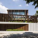 Louvers House / MIA Design Studio | ArchDaily