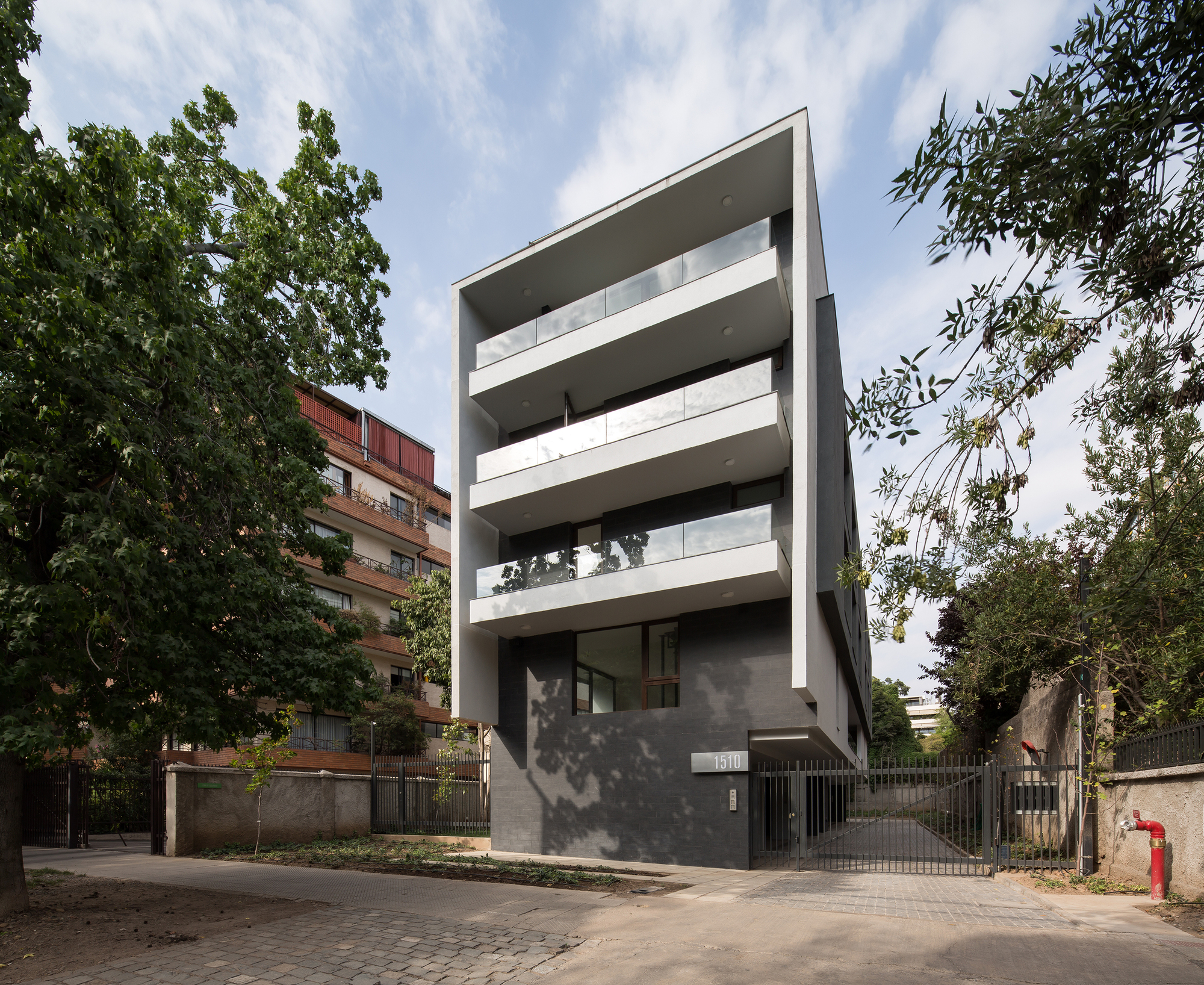 Galería de Edificio Jorge Matte / PARALELA - 1