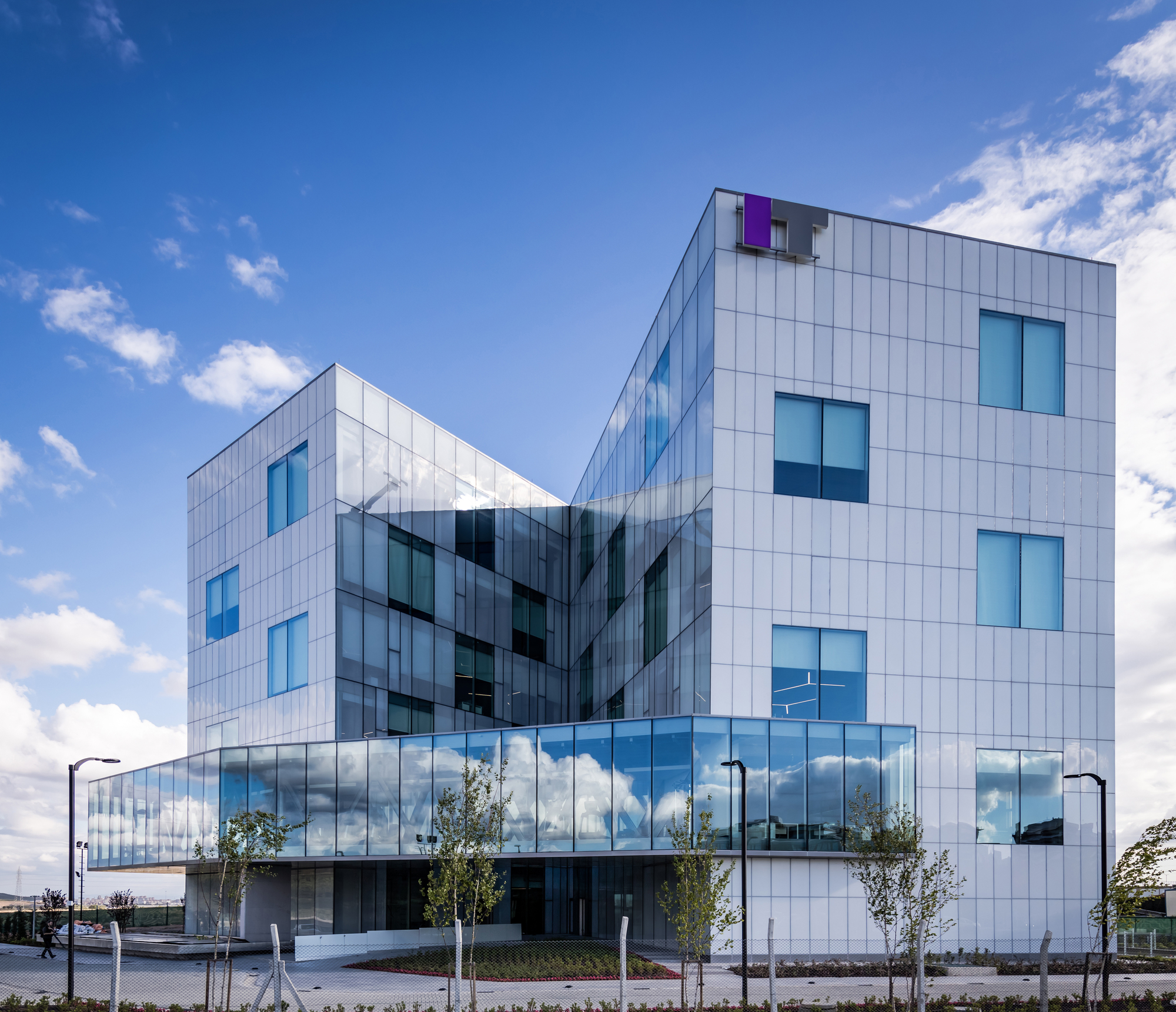 Gallery of Intertech R&D Building / ERA Architects - 11