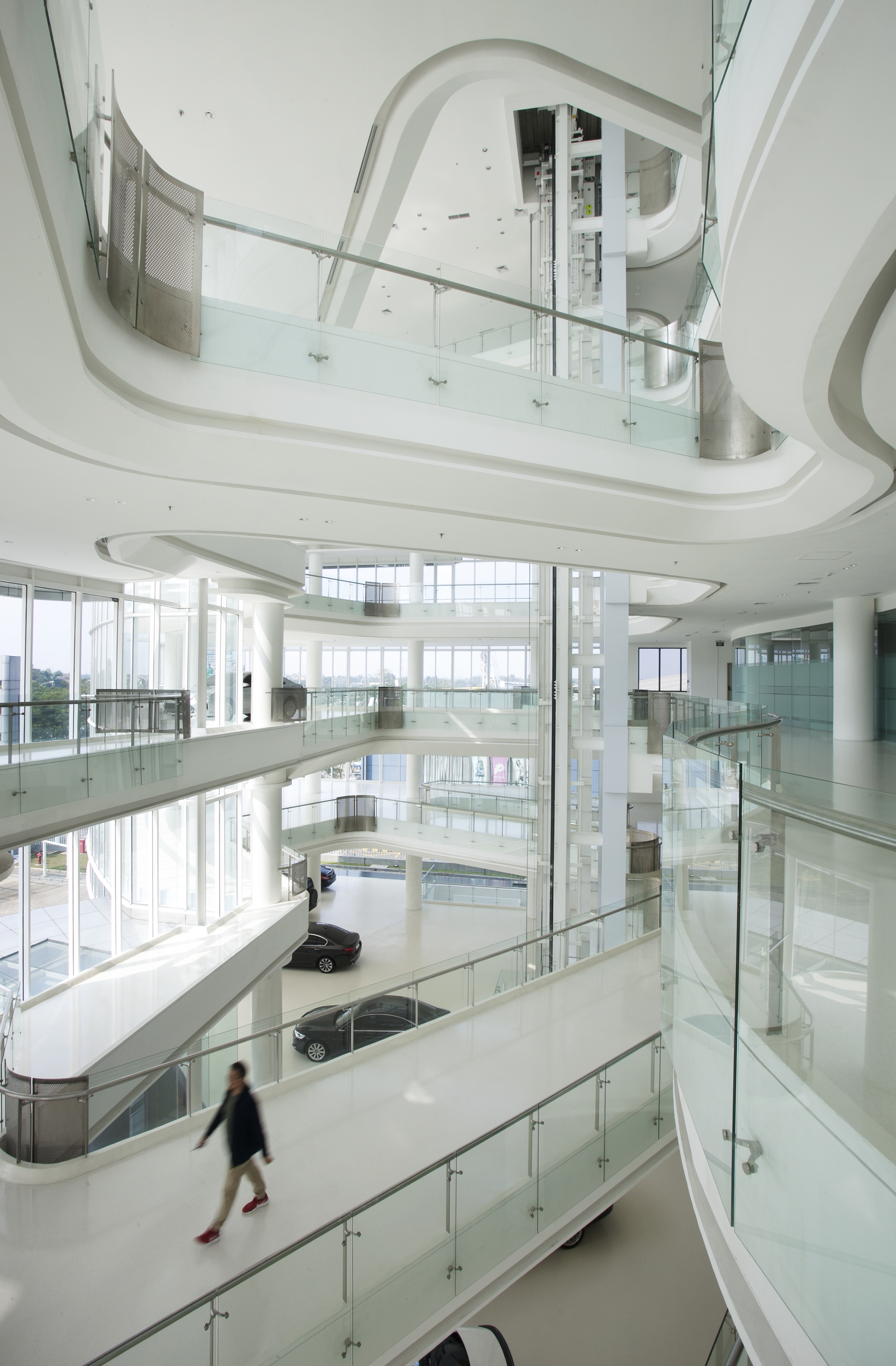 Gallery of Andalan Automotive Gallery and Office / Studio SA_e + Sindhu ...