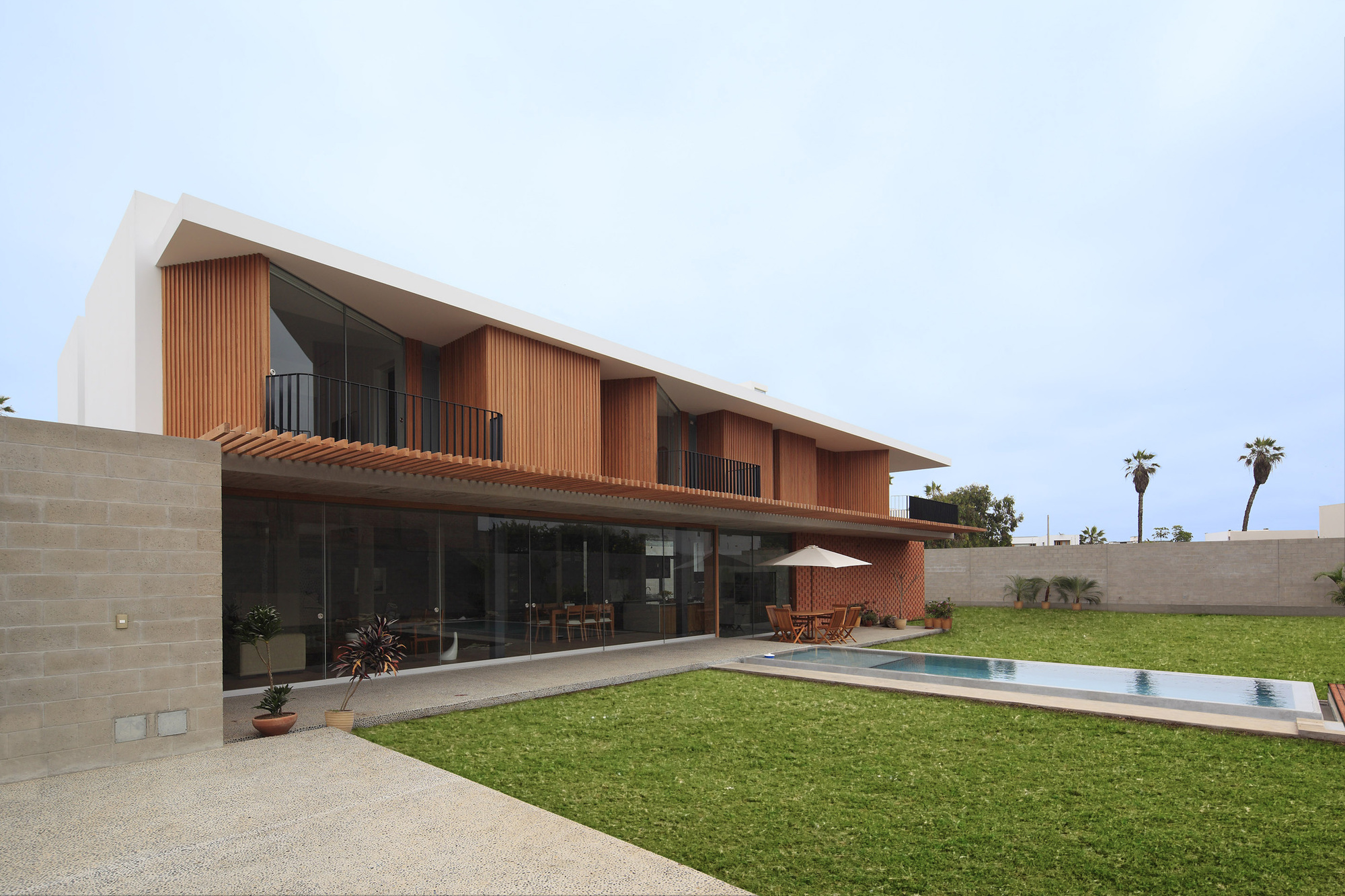 Galería de Casa ChaPa / Poggione + Biondi Arquitectos - 8