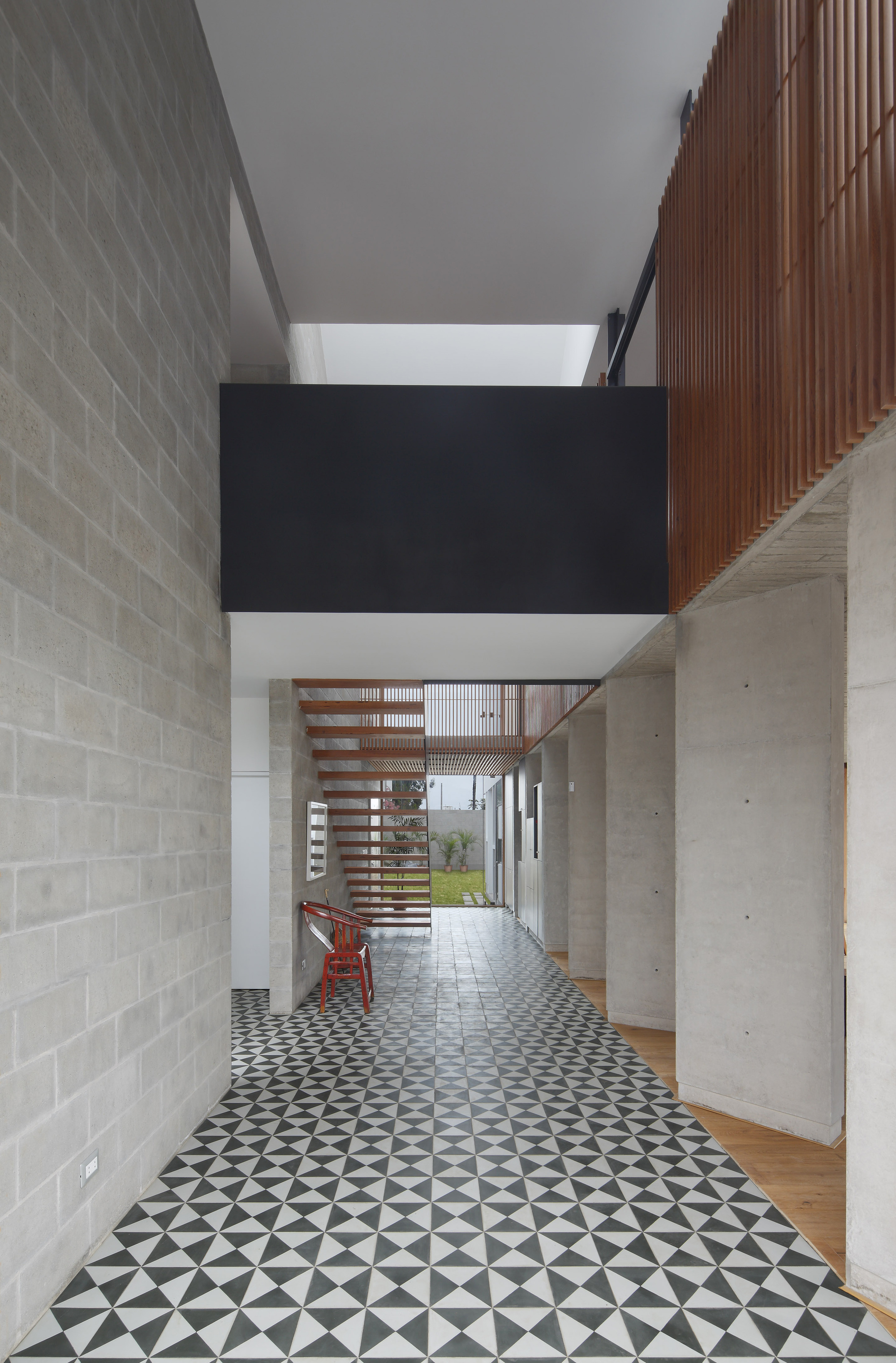 Galería de Casa ChaPa / Poggione + Biondi Arquitectos - 14