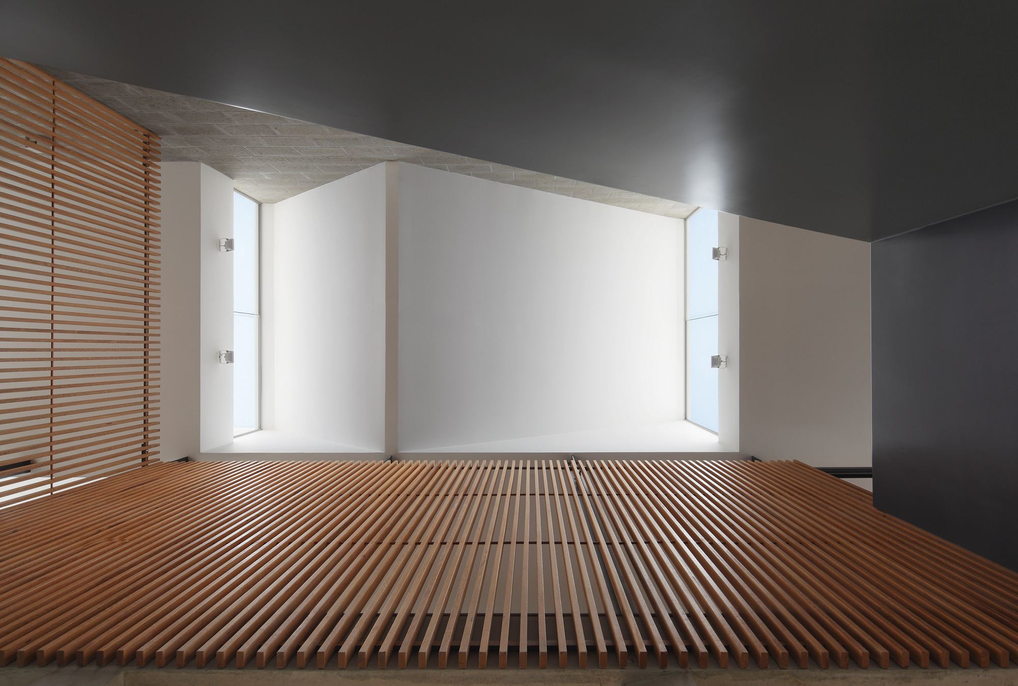 Galería de Casa ChaPa / Poggione + Biondi Arquitectos - 10