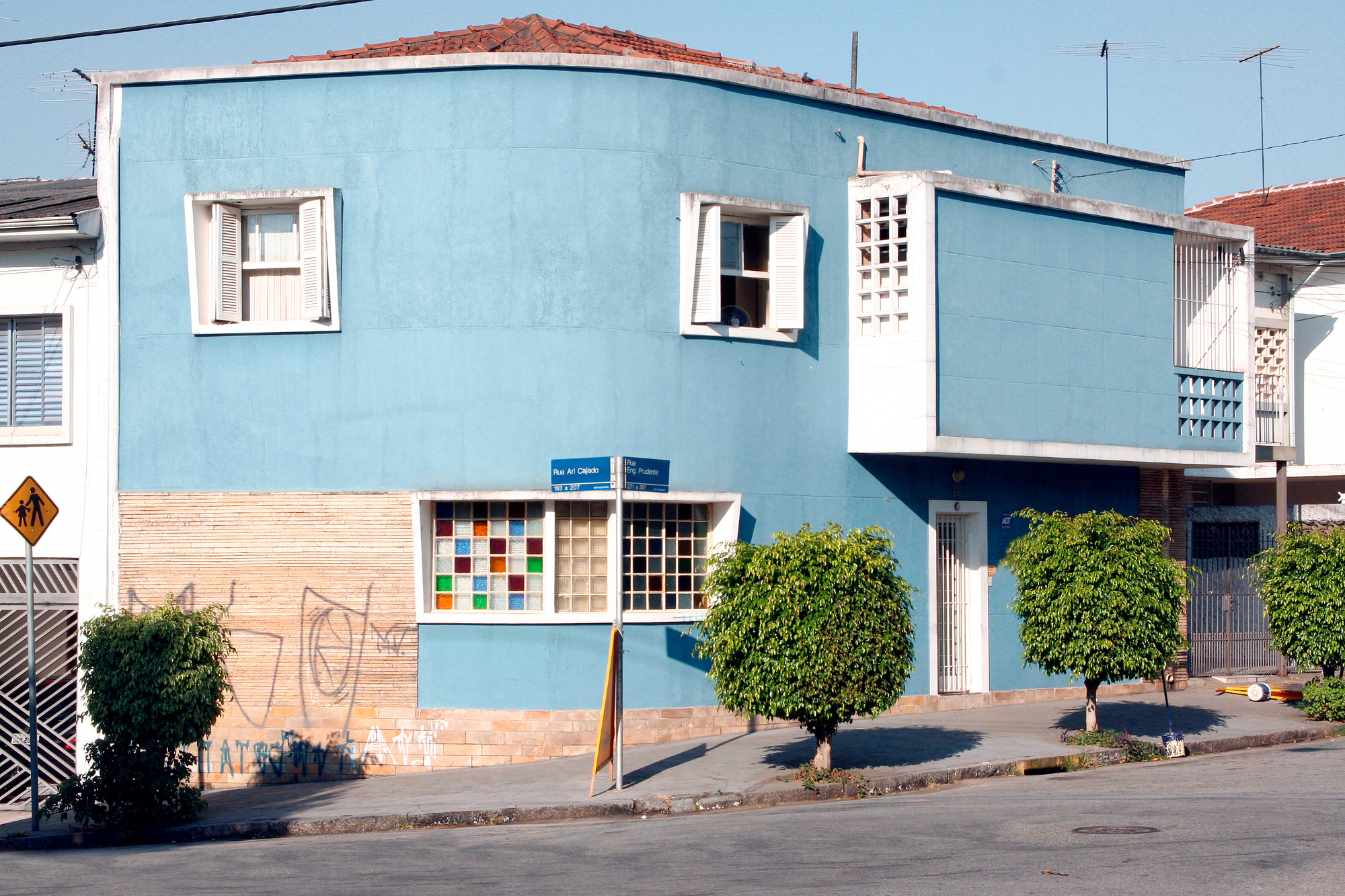 Gallery of São Paulo's Anonymous Architecture Captured by Alberto Simon ...