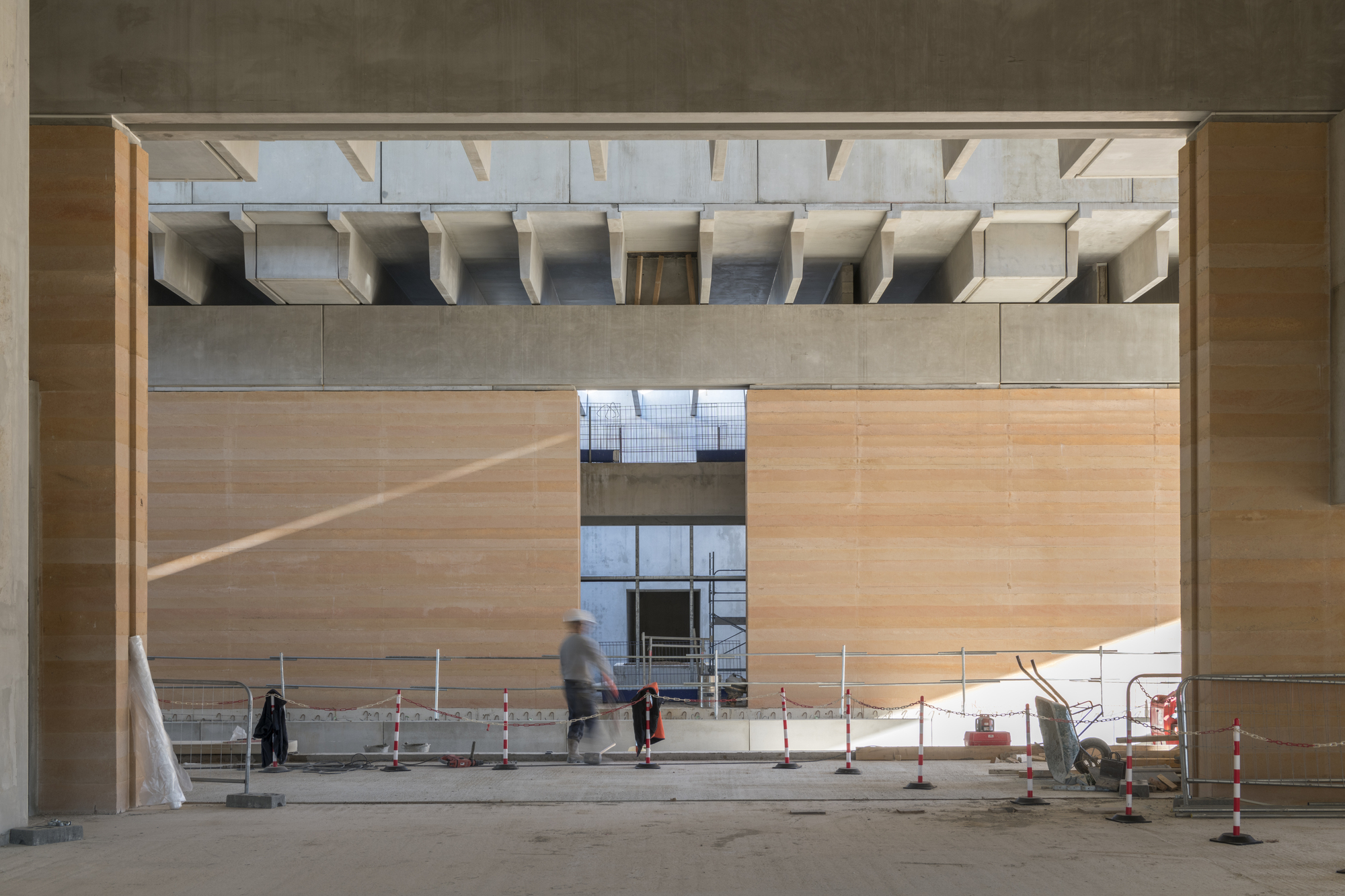 画廊 福斯特新作“纳尔榜古罗马博物馆”即将完工，提前观看建筑形态 - 4