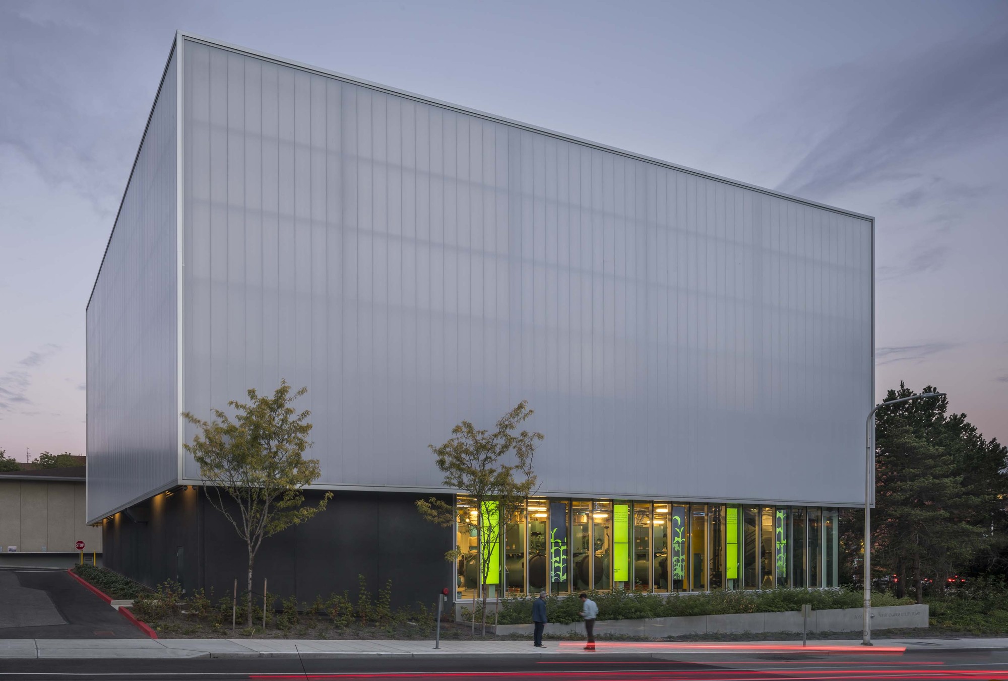 Gallery of University of Washington West Campus Utility Plant / Miller ...