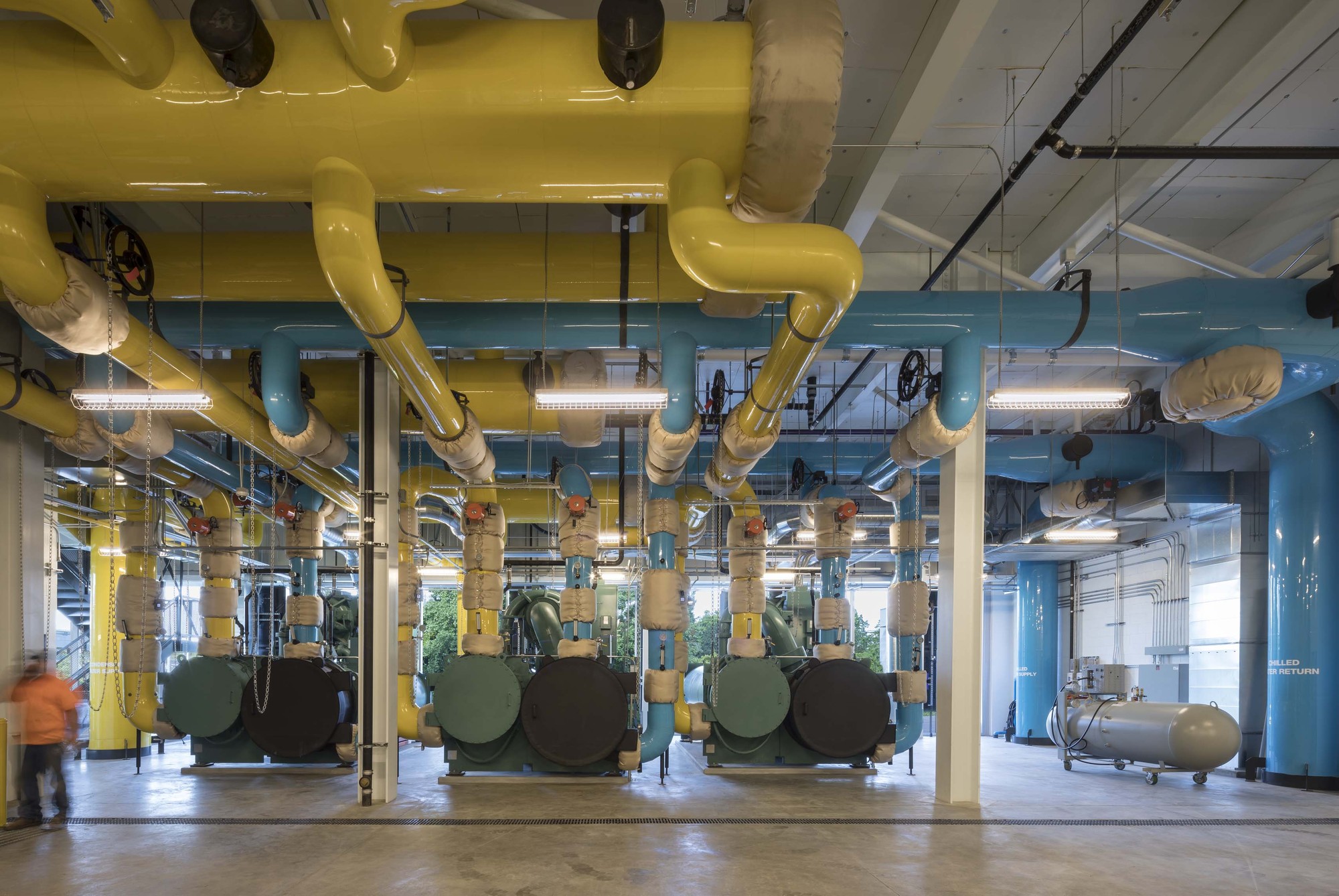 Gallery of University of Washington West Campus Utility Plant / Miller ...