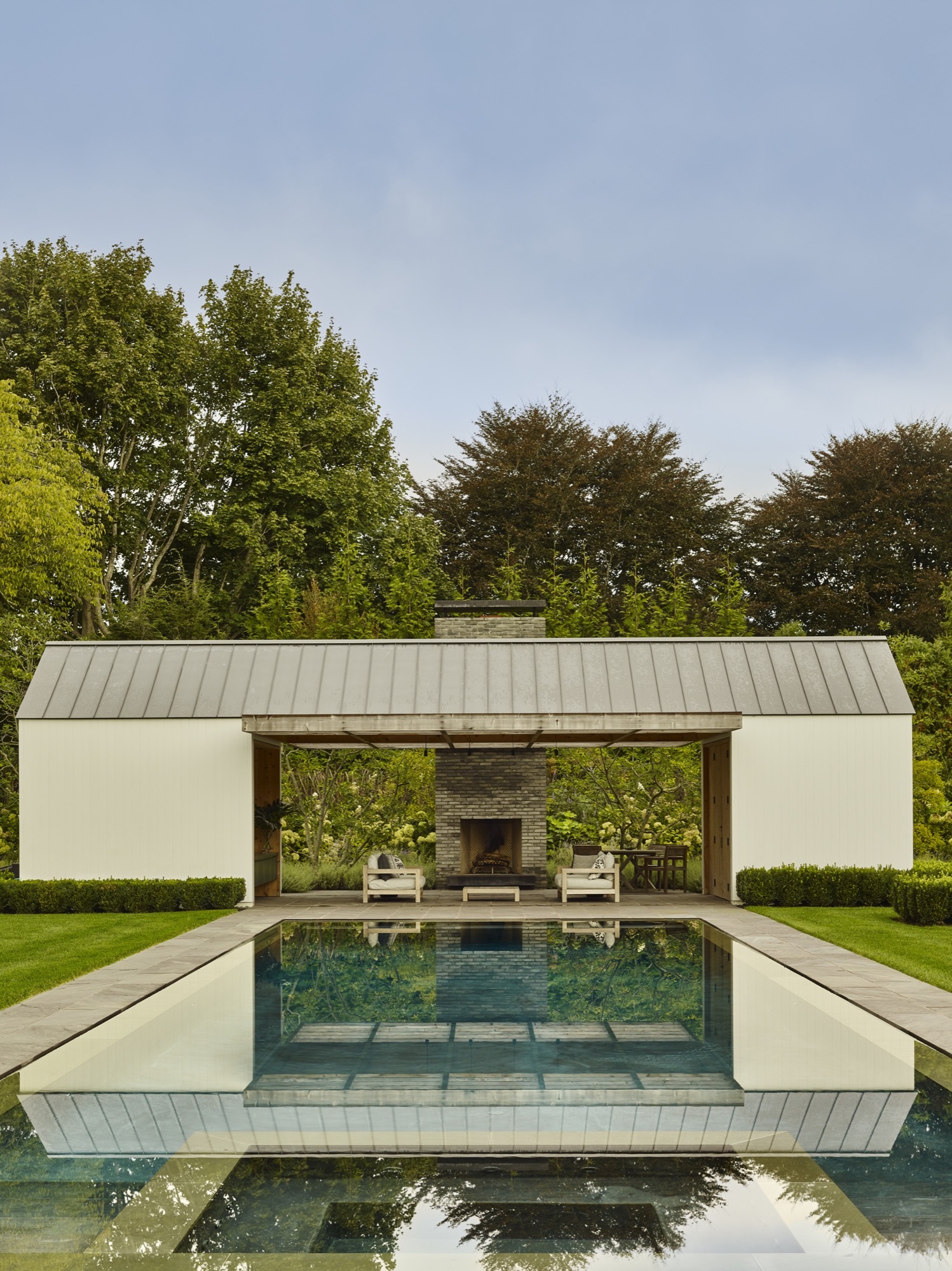 Gallery of Further Lane Pool House / Robert Young Architects - 6