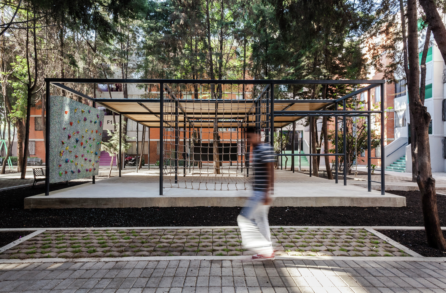 Gallery of Reclamation of Public Space in a Mexican Housing Complex ...