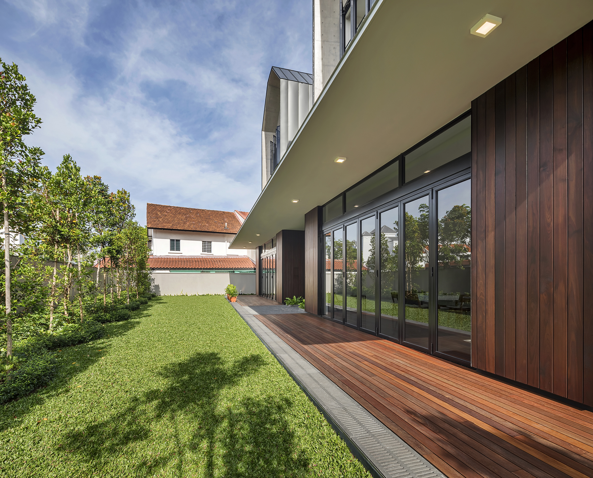 Gallery of The Pair House / LOOK Architects - 12