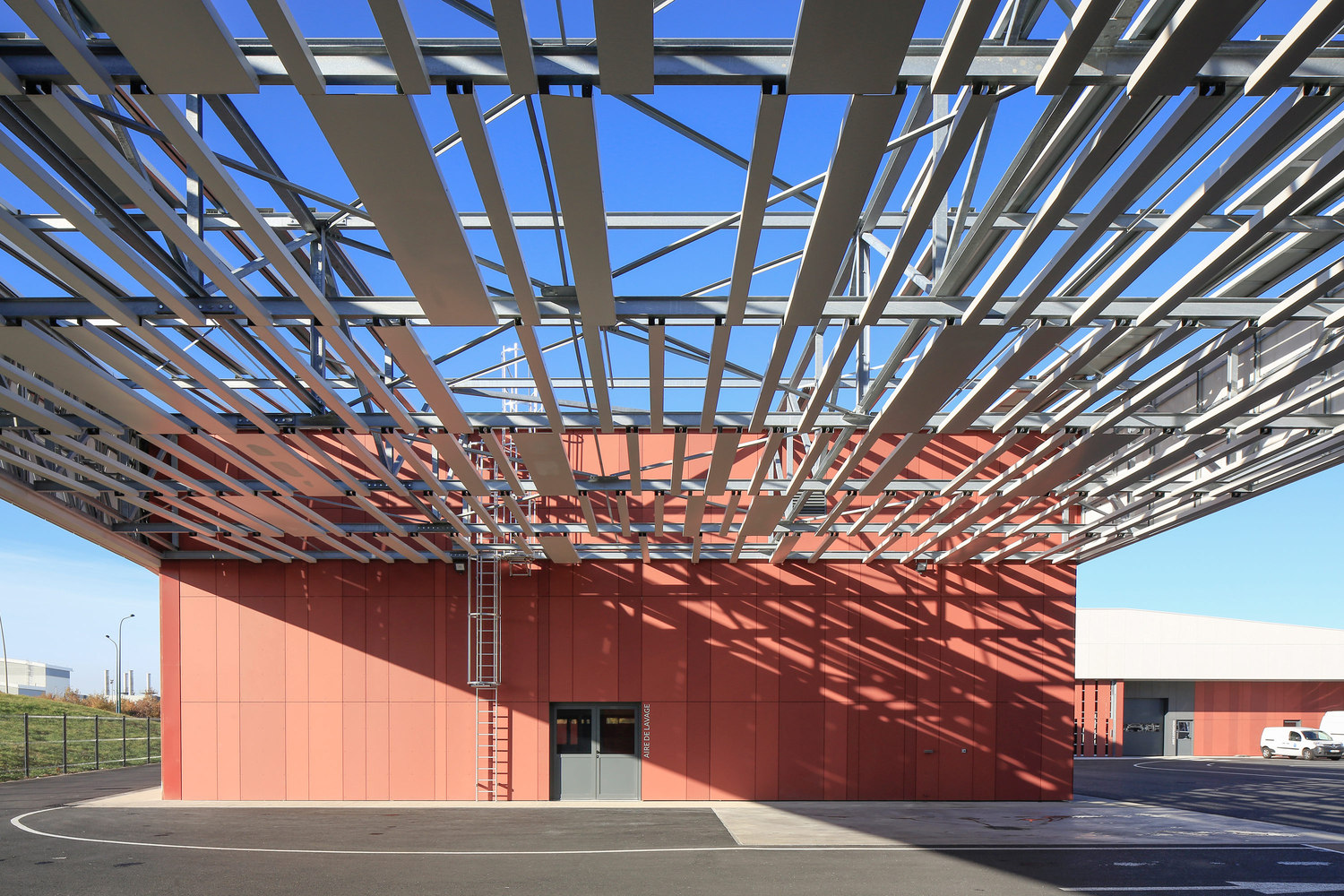 Gallery of Technical Center of Blagnac / NBJ architectes - 3