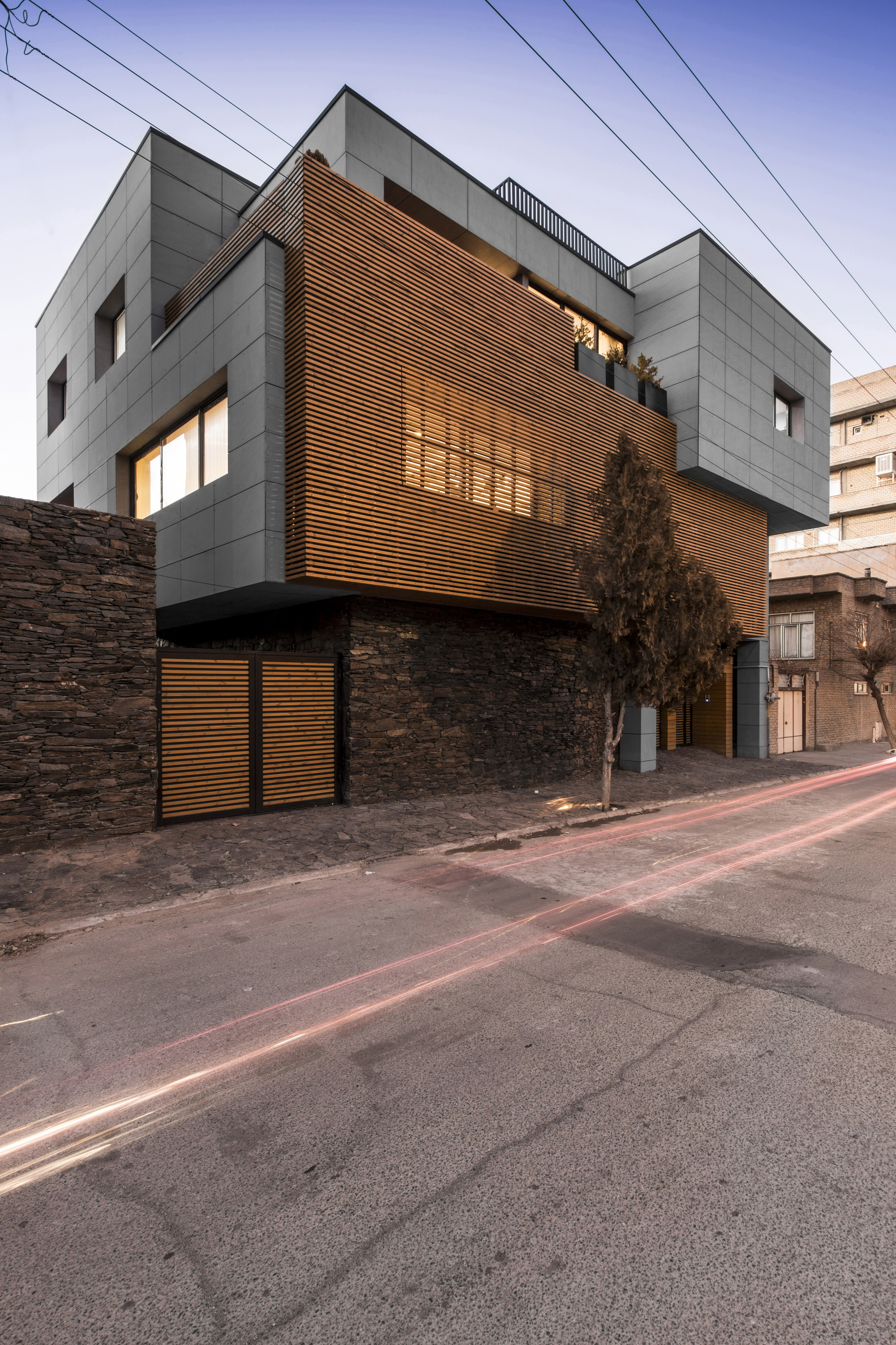 Gallery of Amini House / Shoresh Abed - 9