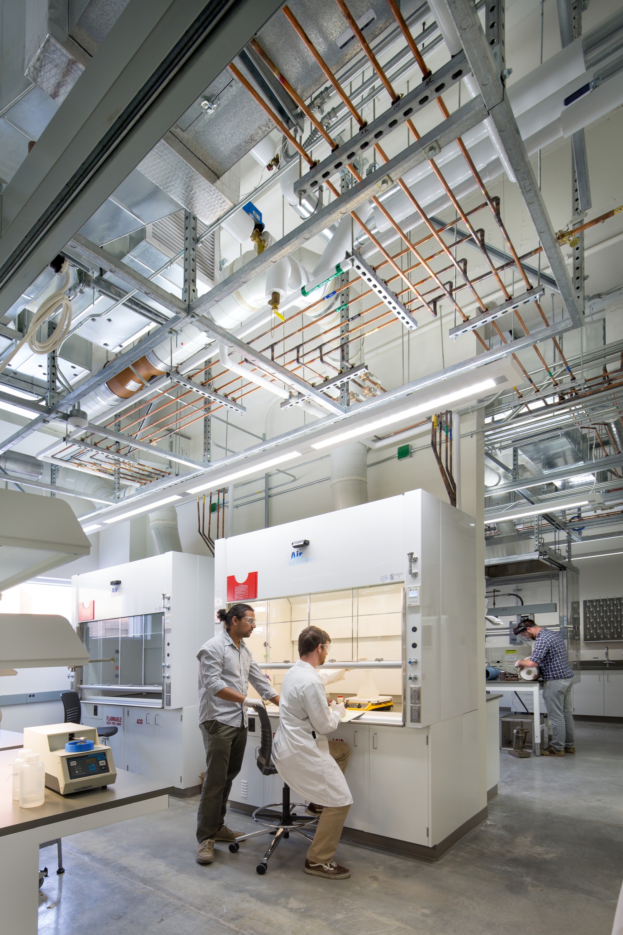 Gallery of Kenwood Interdisciplinary Research Complex / Flad Architects ...