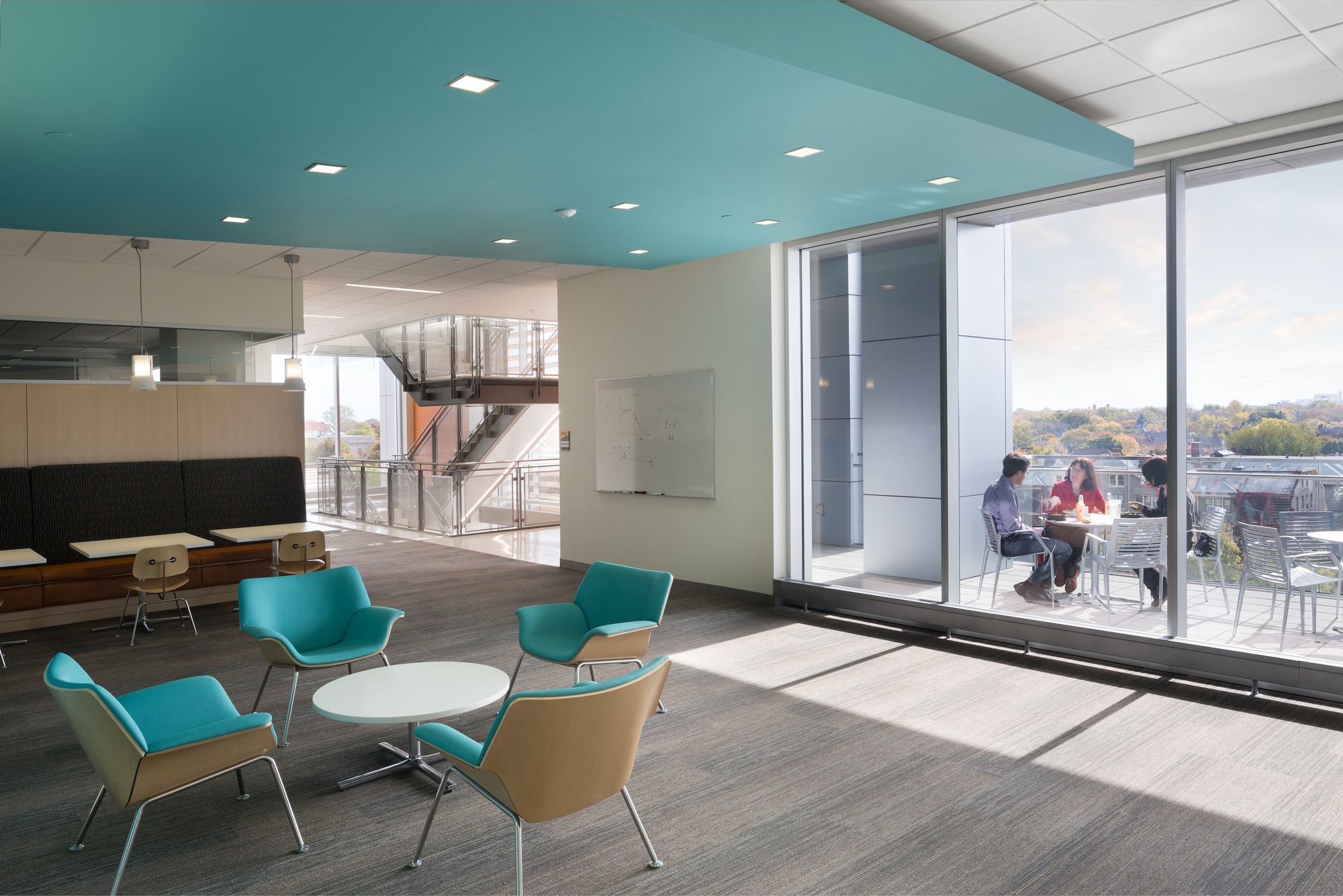 Gallery of Kenwood Interdisciplinary Research Complex / Flad Architects - 9