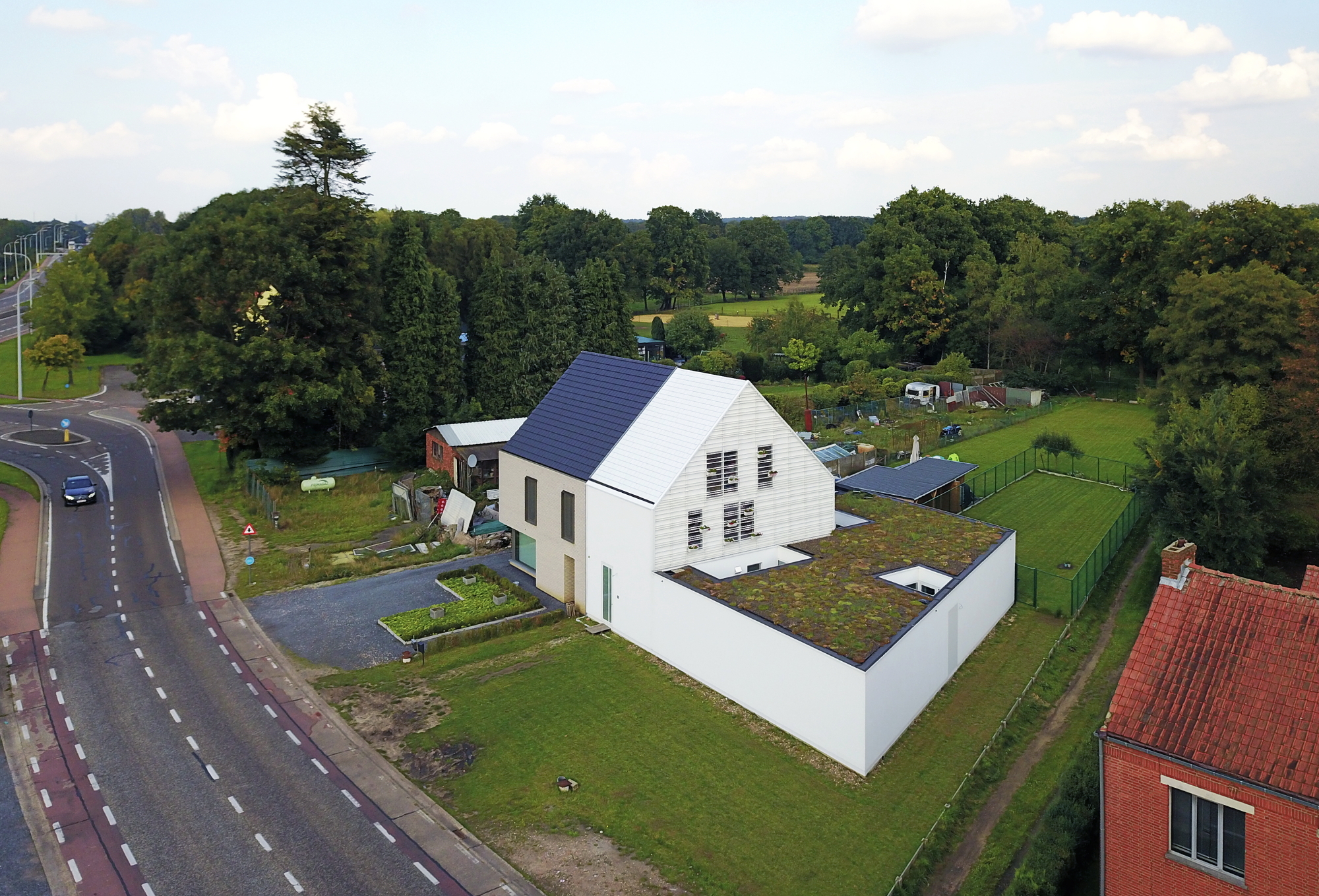 Gallery of House CR / dmvA - 21