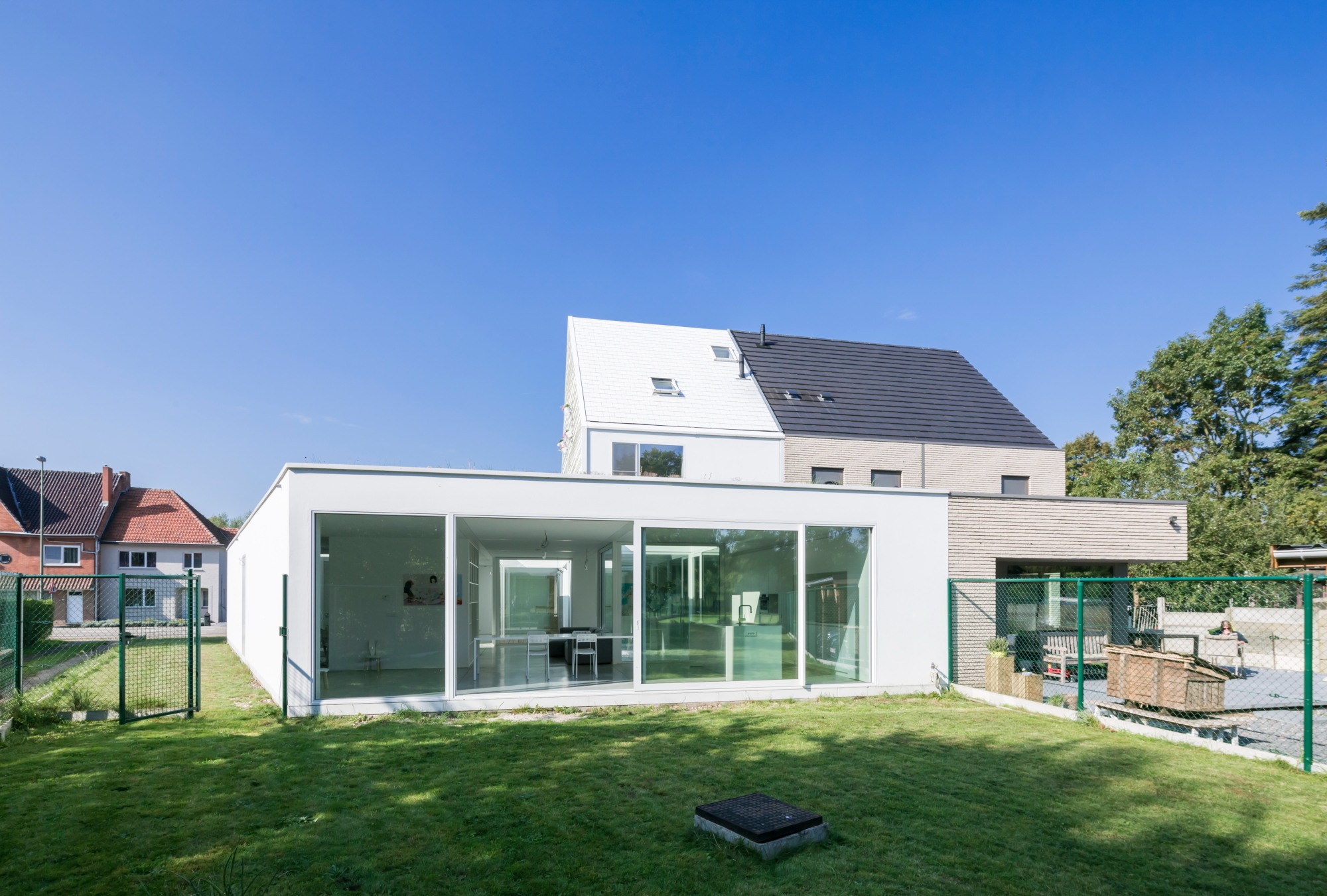 Gallery of House CR / dmvA - 37