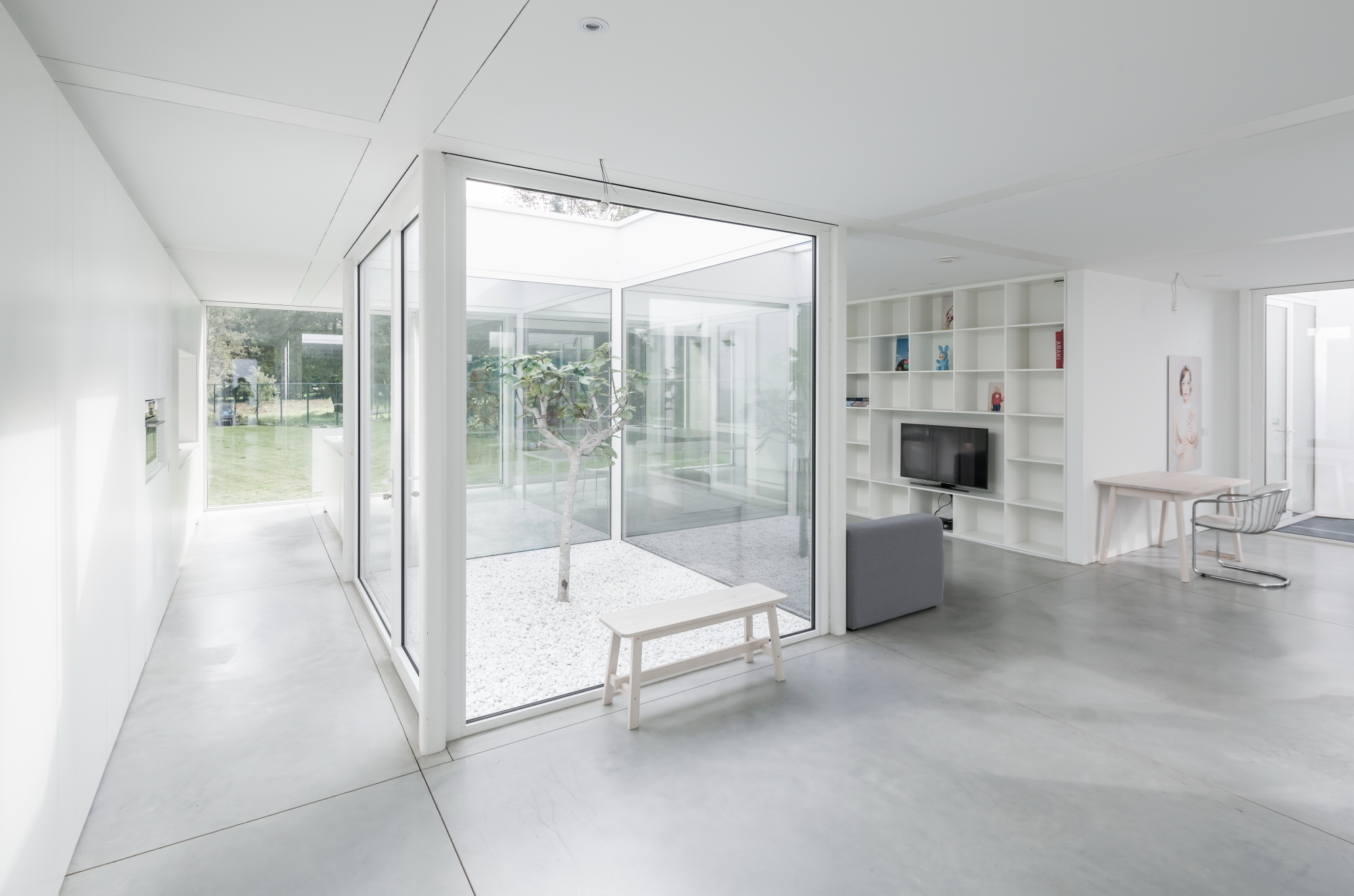 Gallery of House CR / dmvA - 40