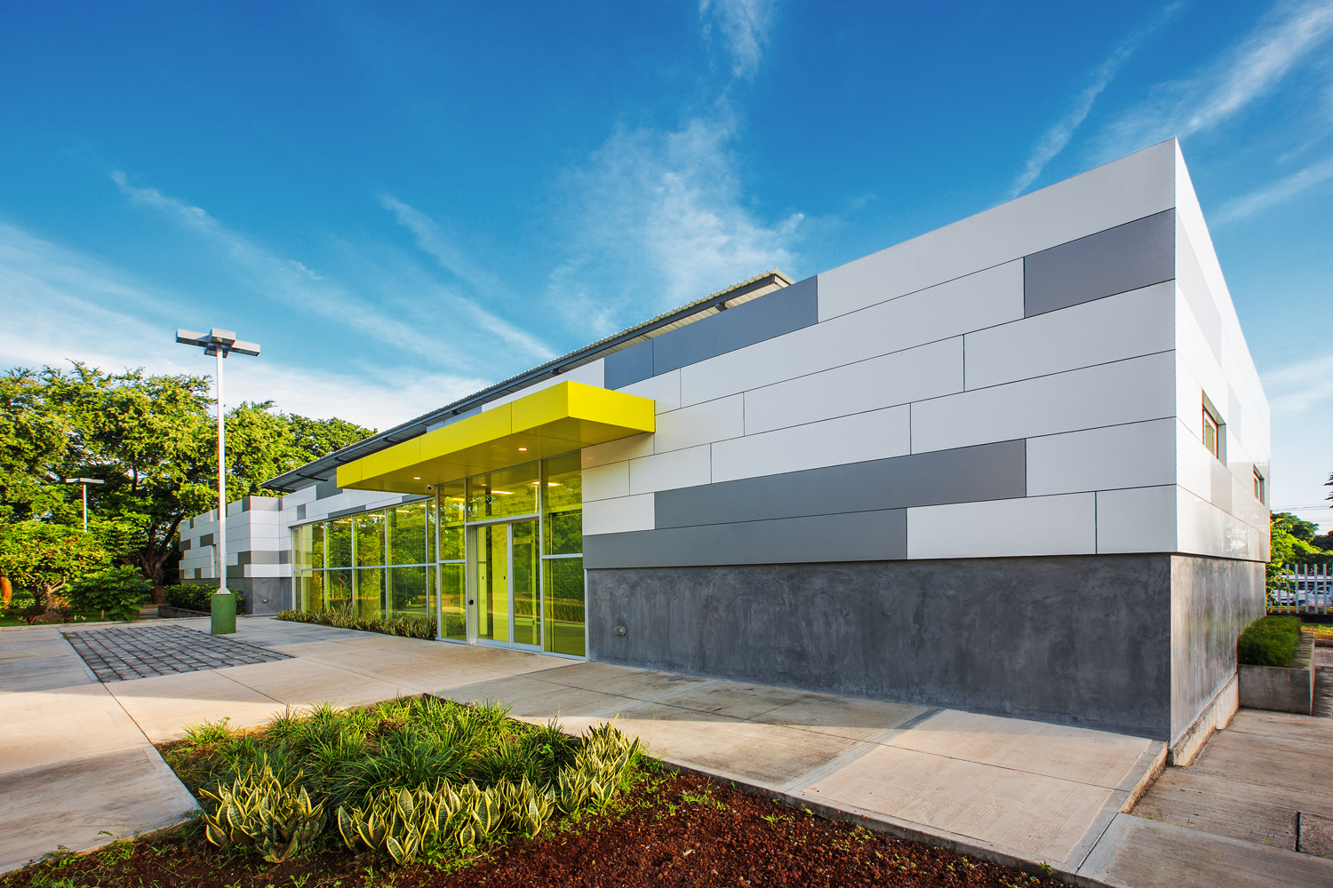 Galería de Edificio 2 Accedo Technologies Nicaragua / OAM - 12