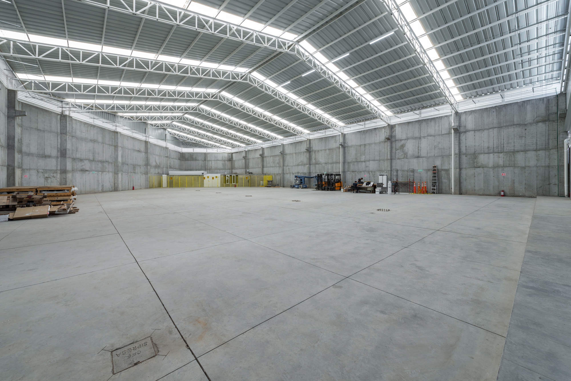 Gallery of Xray Factory / Emilio Alvarez Abouchard Arquitectura - 4