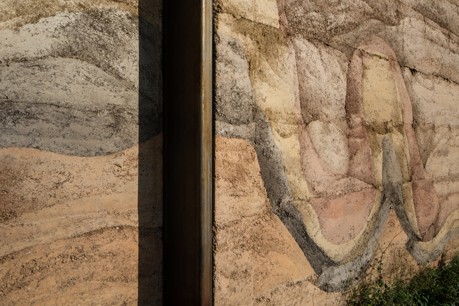 Gallery of Swoon Art House / Tres birds workshop - 23