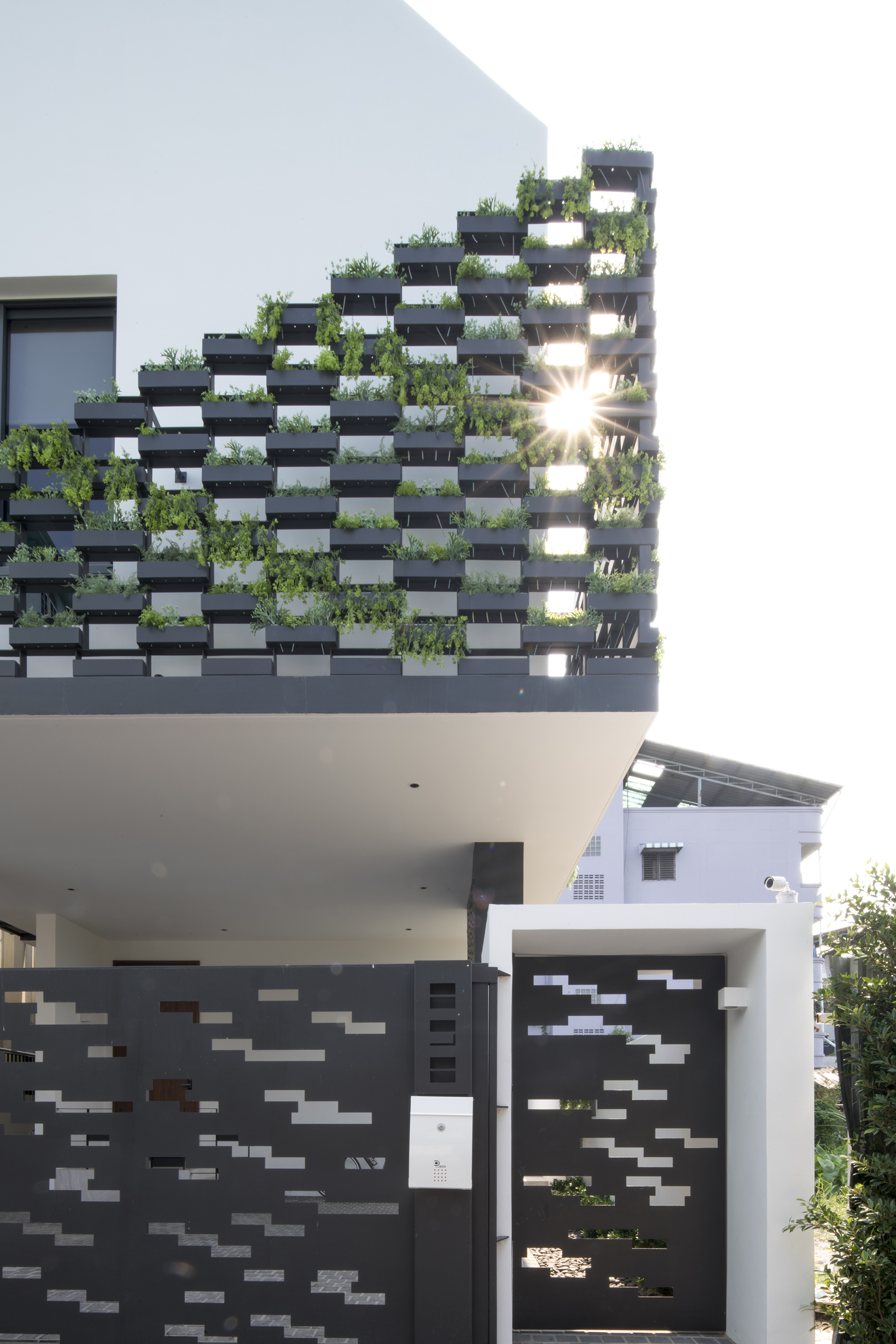 Gallery of I-House / Gooseberry Design - 23