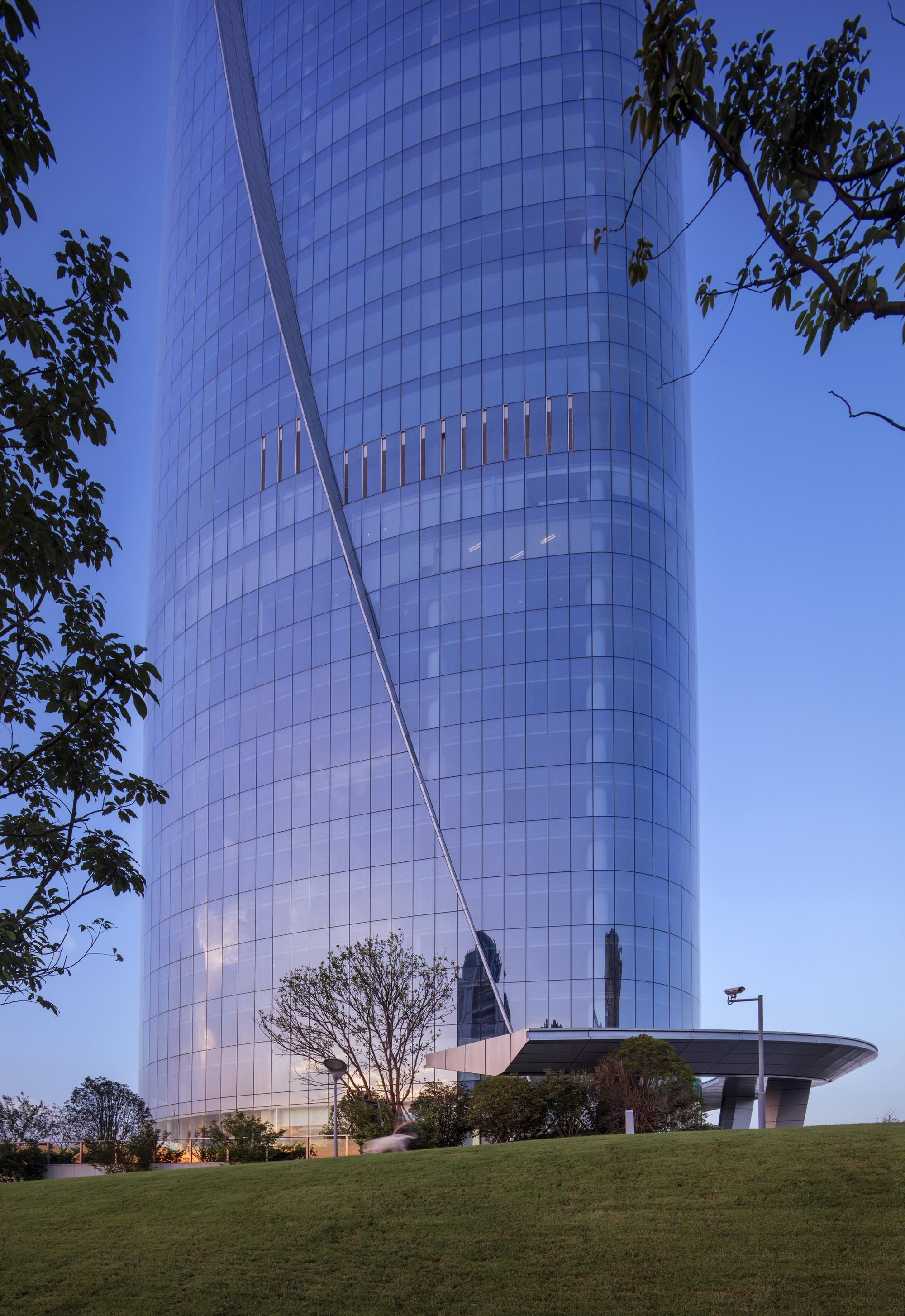 Galería de Nanchang Sinic Center / Shanghai Tianhua Architecture ...