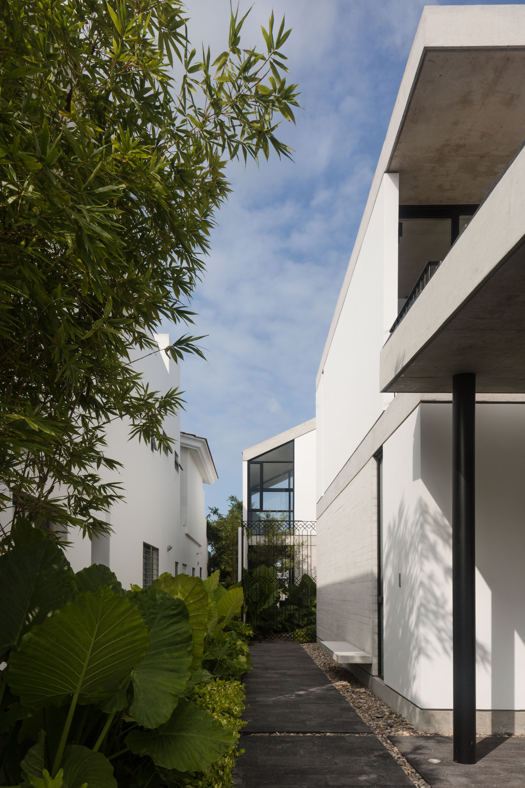 Gallery of HL-1 House / [H] arquitectos - 13