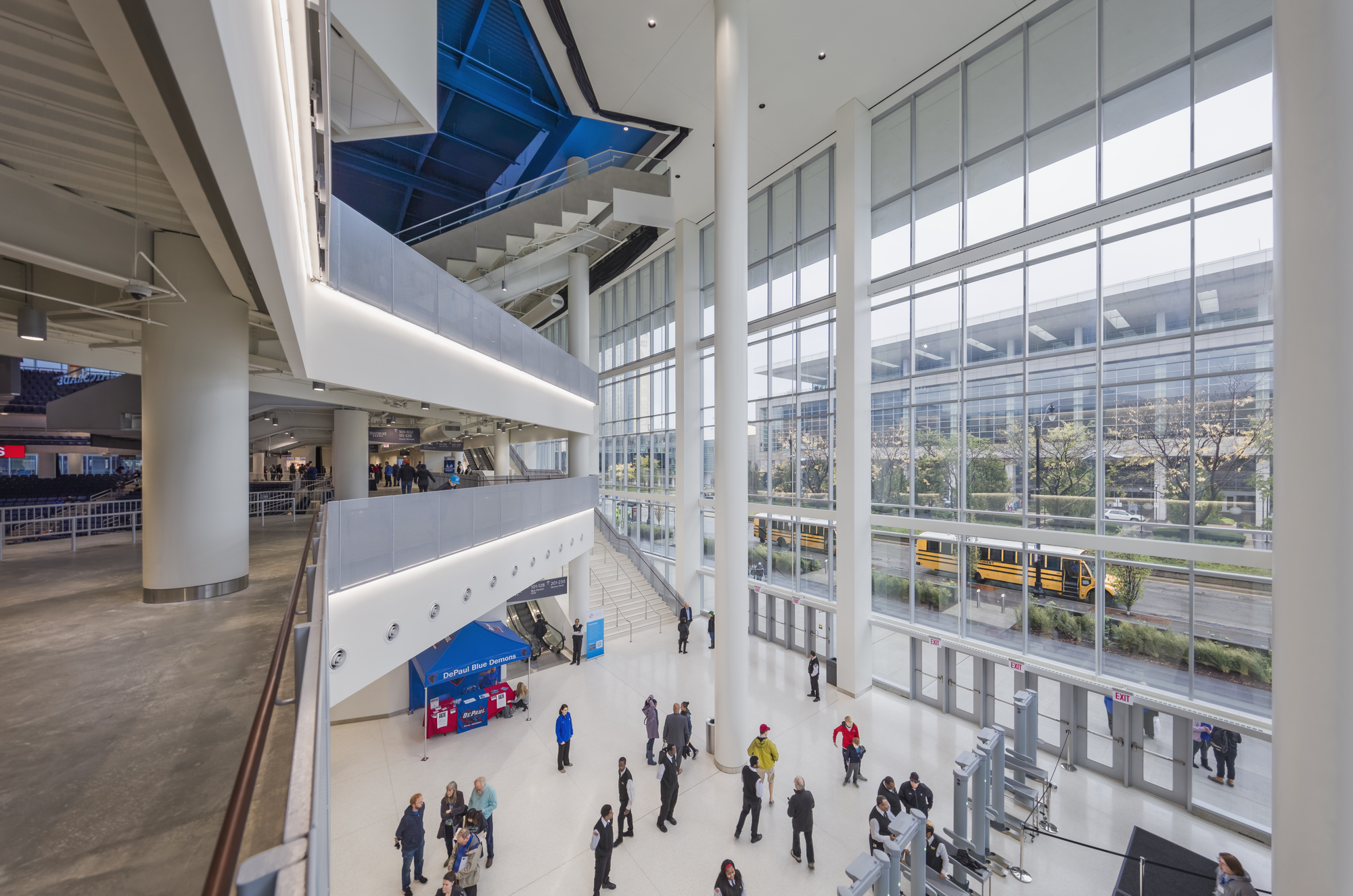 Gallery of Wintrust Arena / Pelli Clarke Pelli Architects - 8