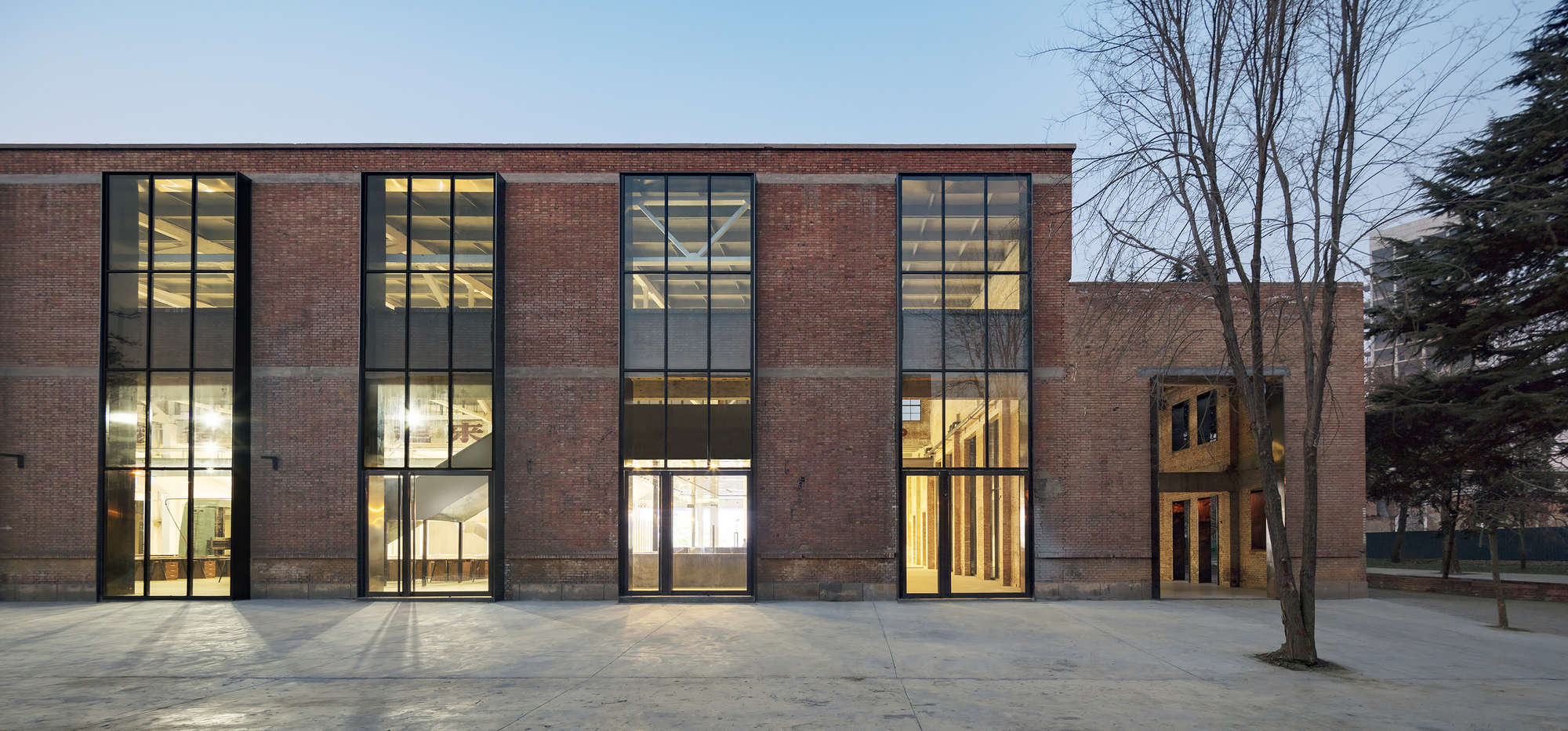 Gallery of 'Re-Veil' Factory Regeneration / Superimpose Architecture - 14