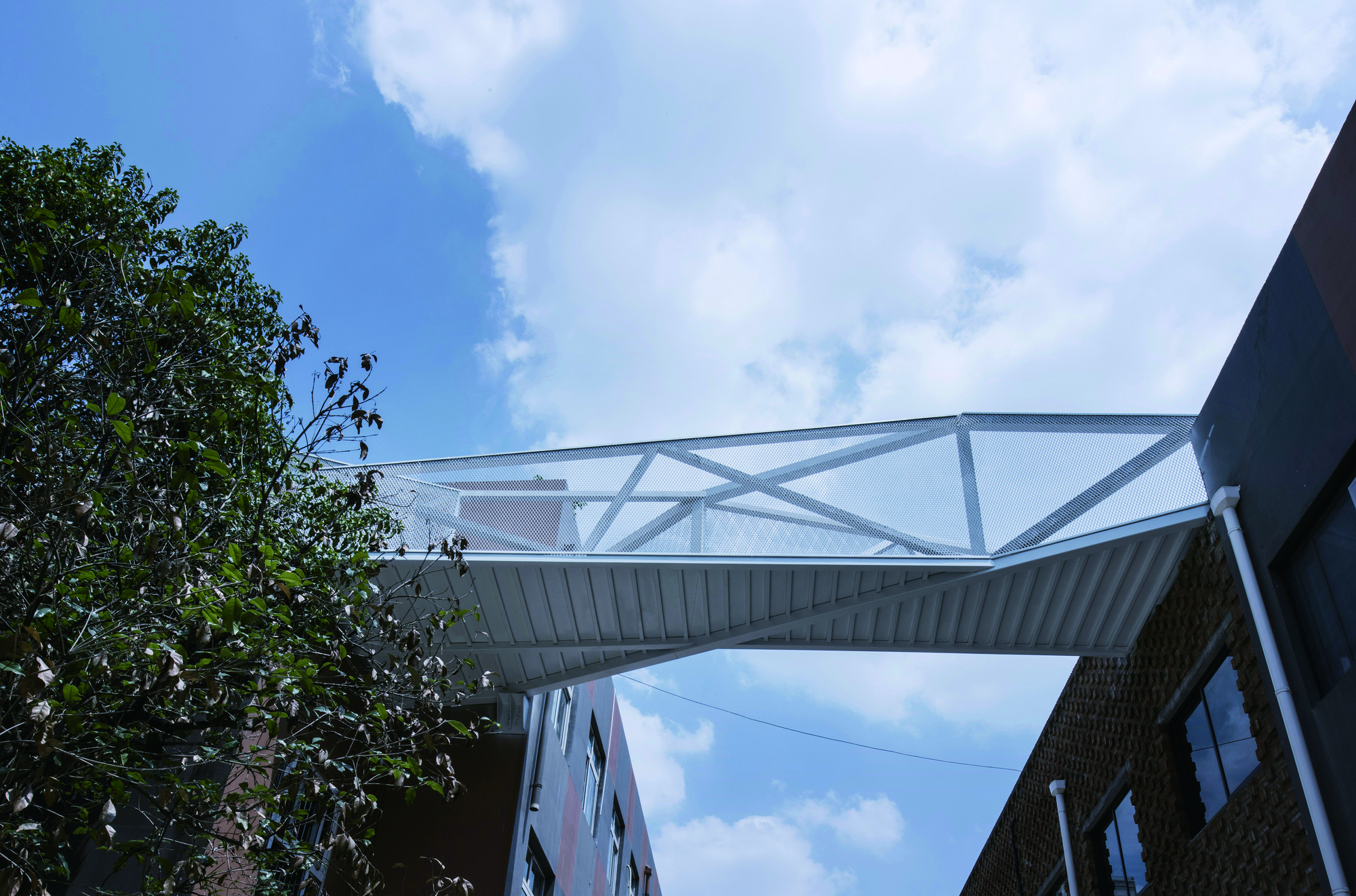 Gallery of X Bridge / Atelier Groundwork Architecture - 6