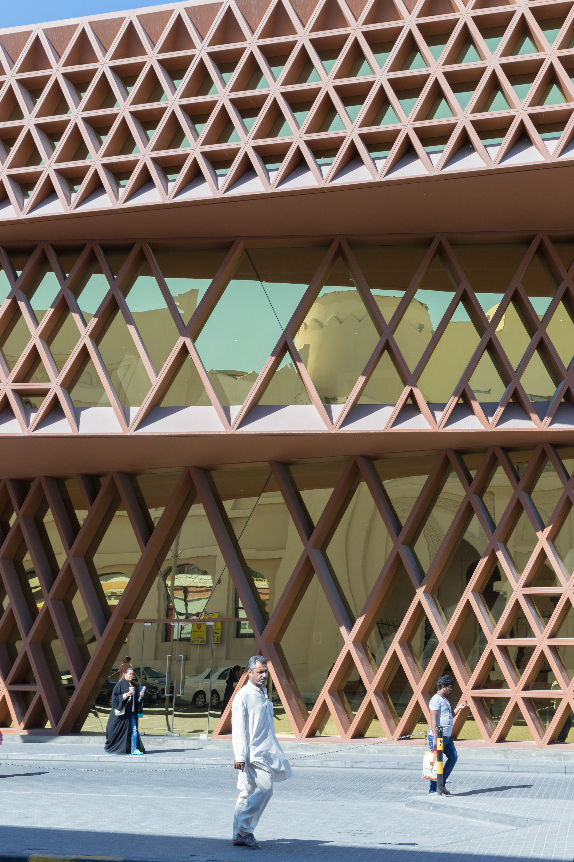 Gallery of Khalifeyah Library / SeARCH - 13