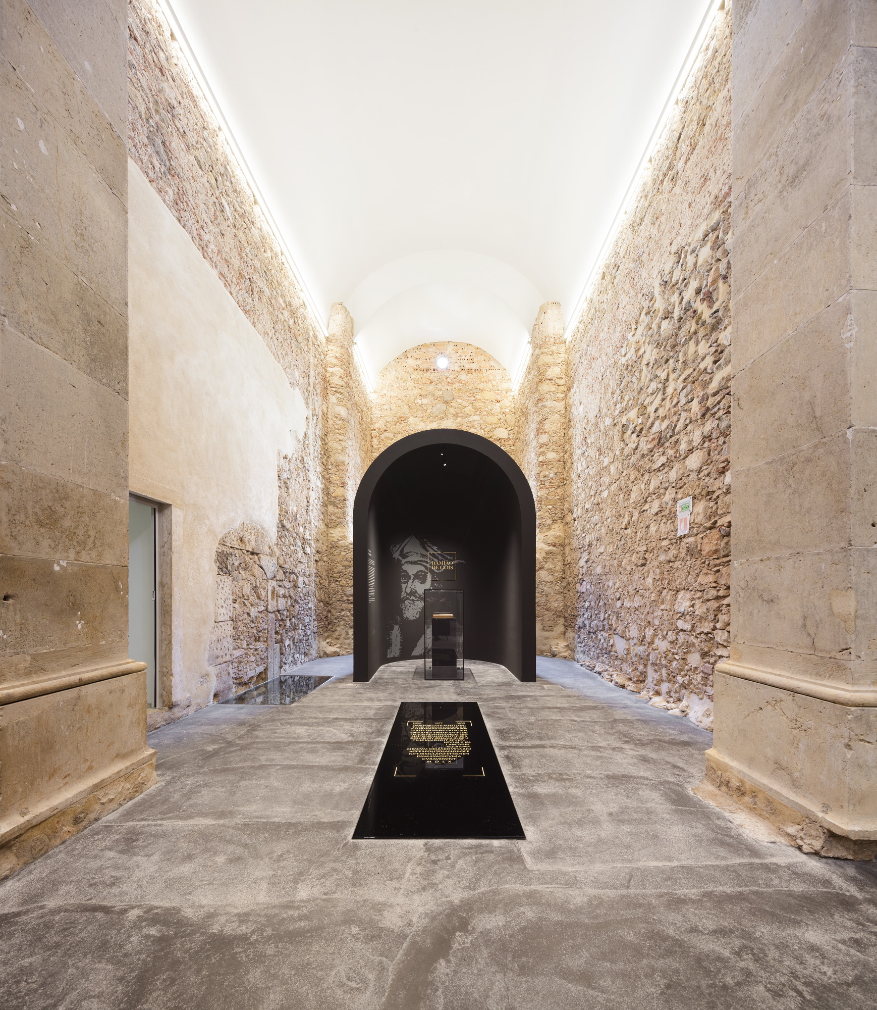 Gallery of Damião de Góis Museum and the Victims of the Inquisition ...