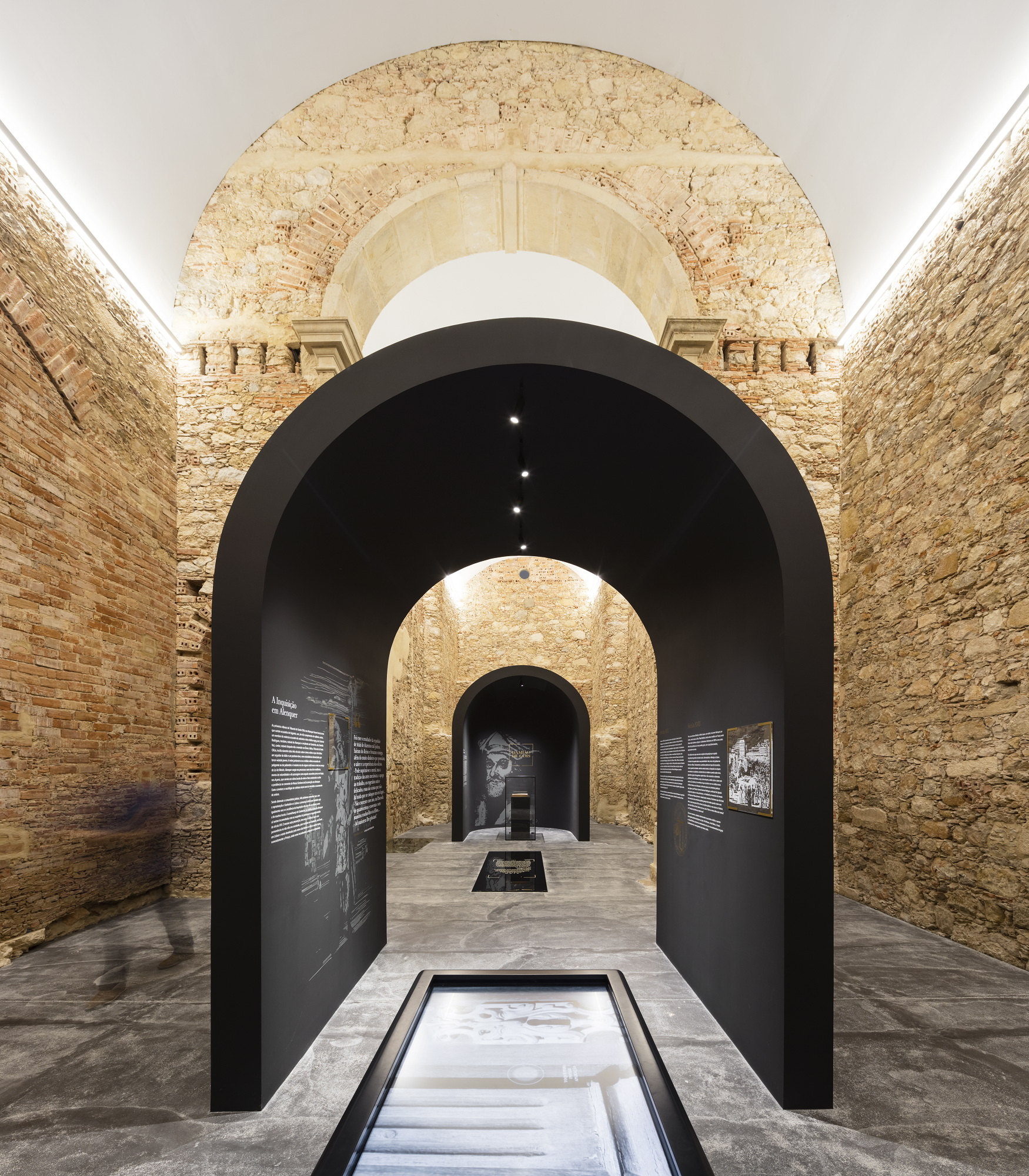 Gallery of Damião de Góis Museum and the Victims of the Inquisition ...