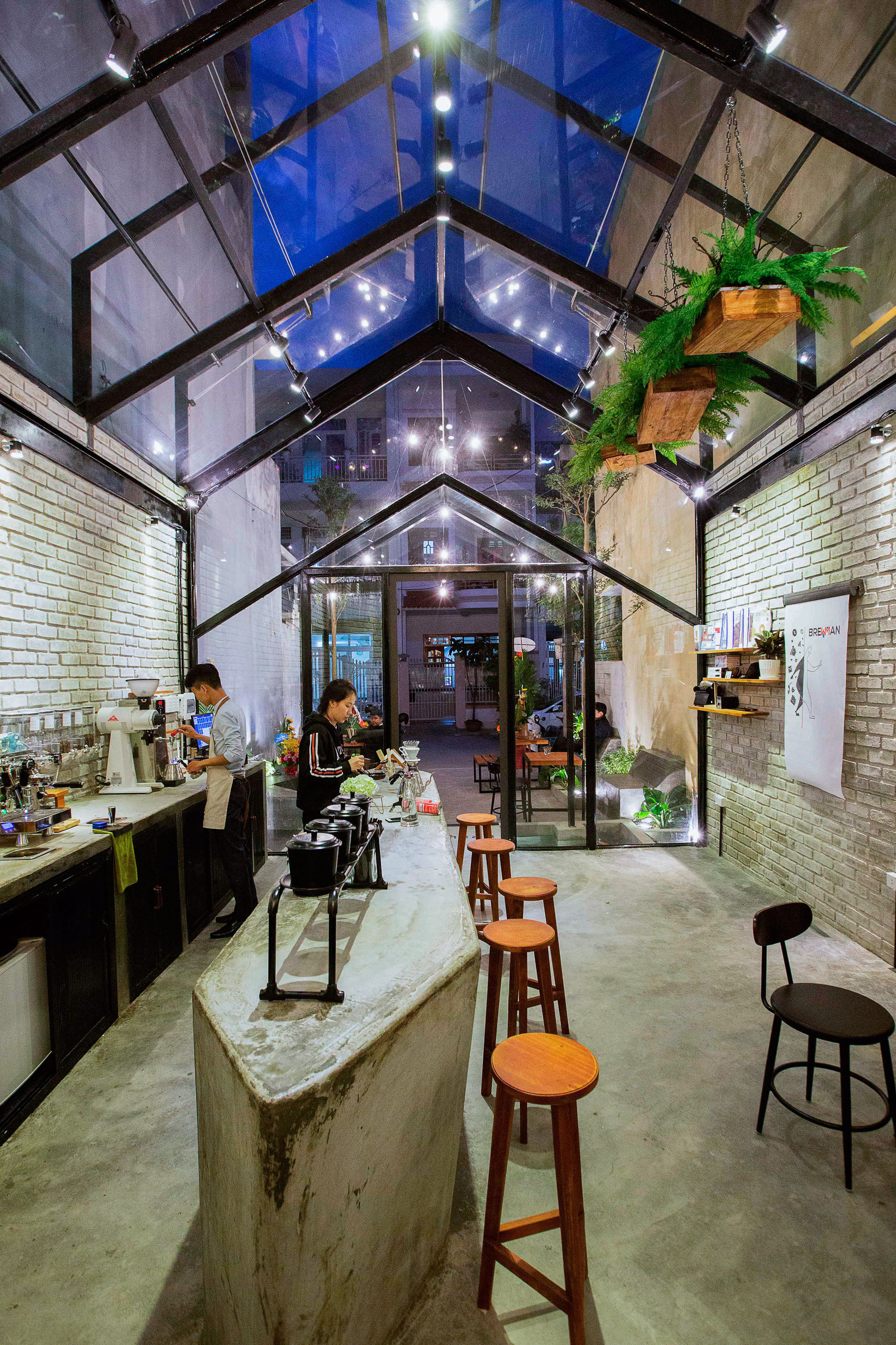 Gallery of Brewman Coffee Concept / 85 Design - 16