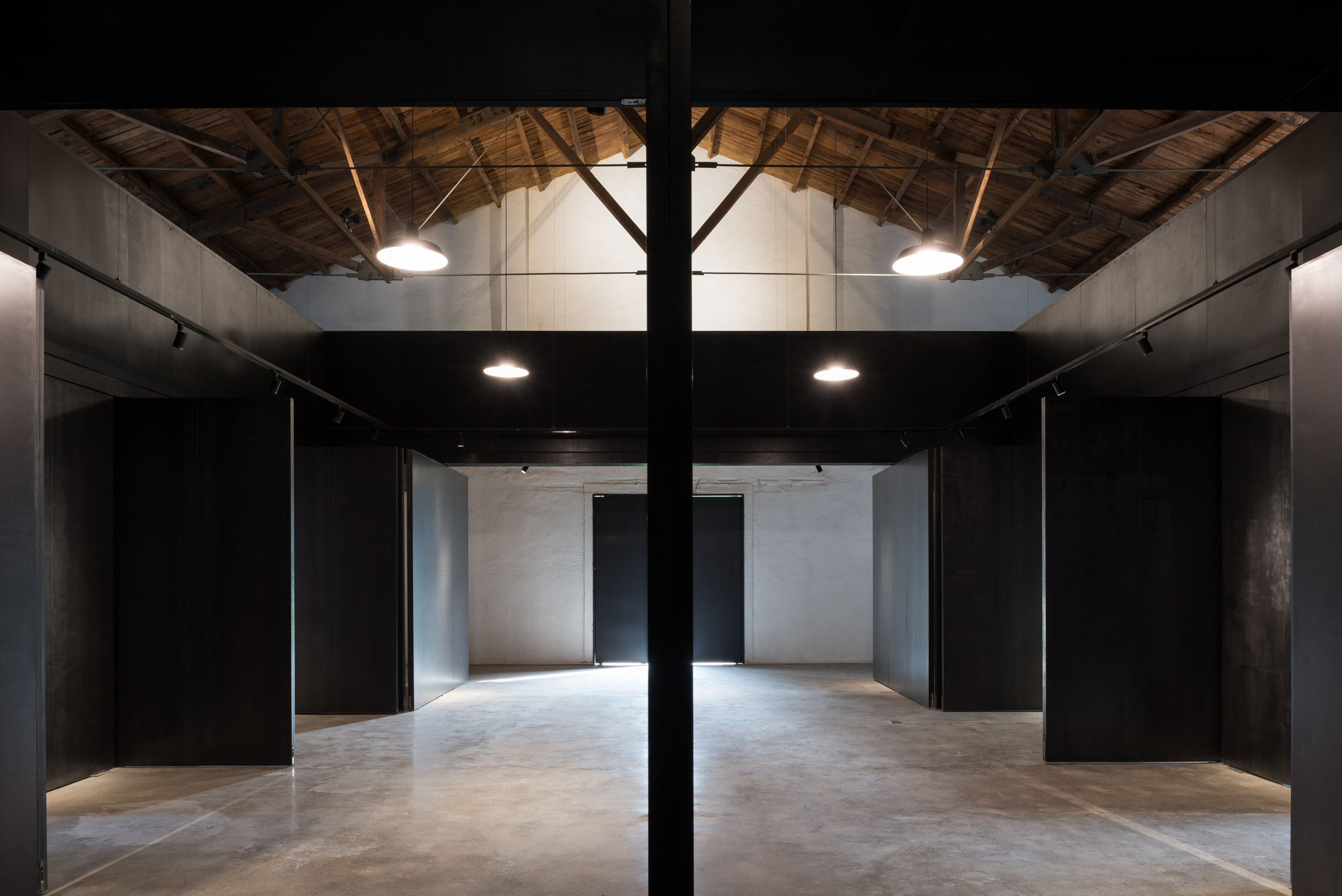 Gallery of Lens Office / TAO - Trace Architecture Office - 13