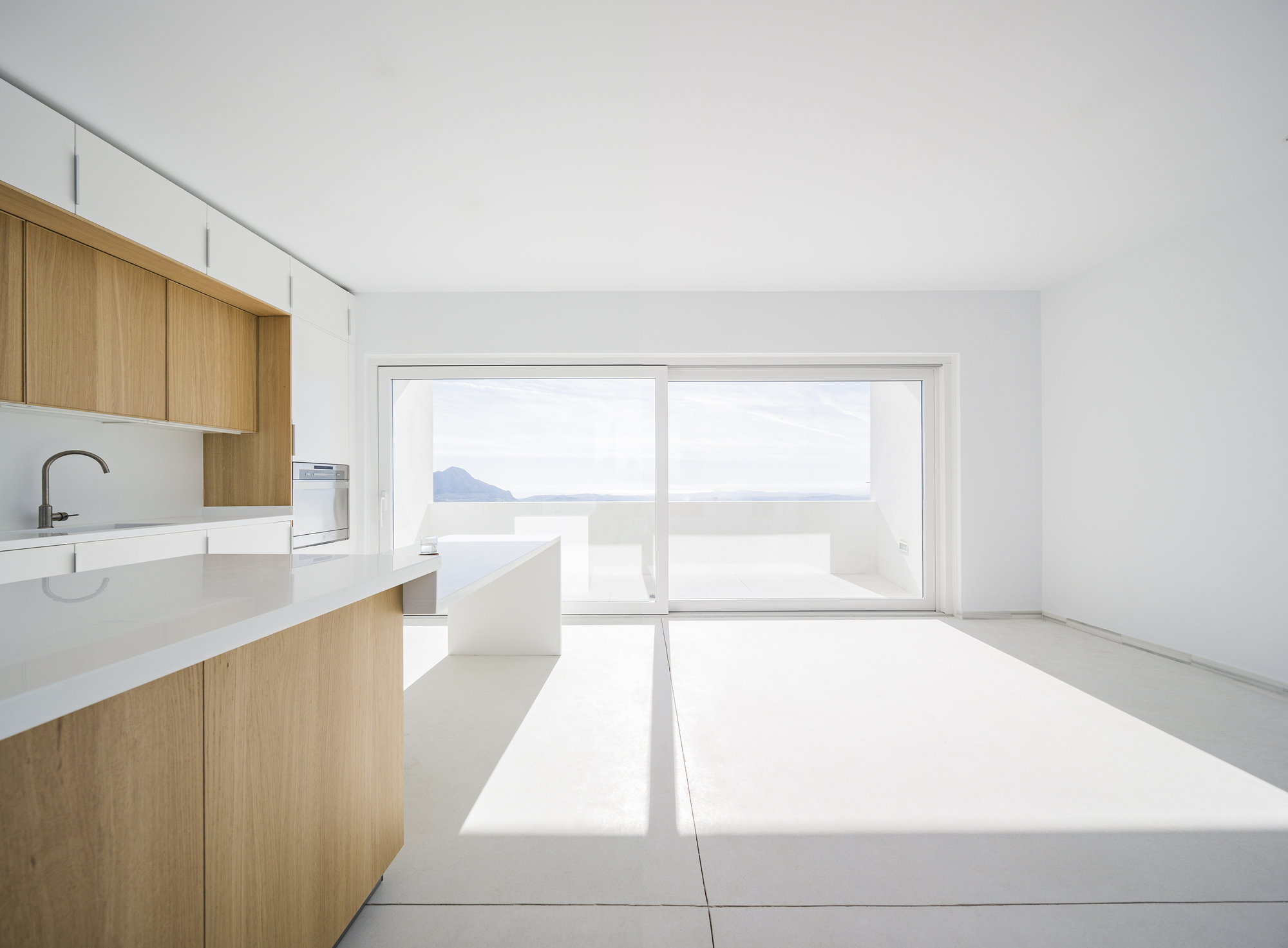 Gallery of Claire House / DTR_studio architects - 14