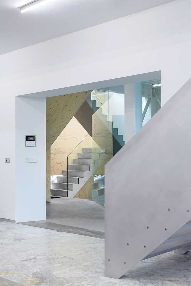 Gallery of EENWERK & Irma Boom Office / Barend Koolhaas - 19