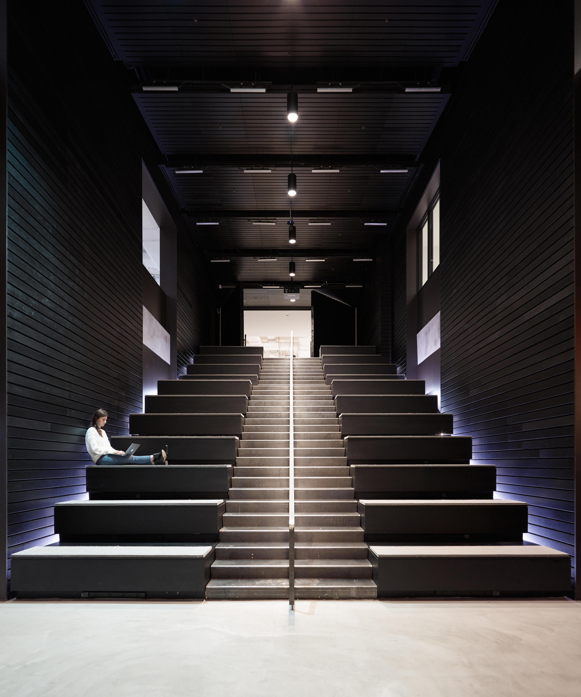 Gallery of Media Headquarters / Olson Kundig - 2