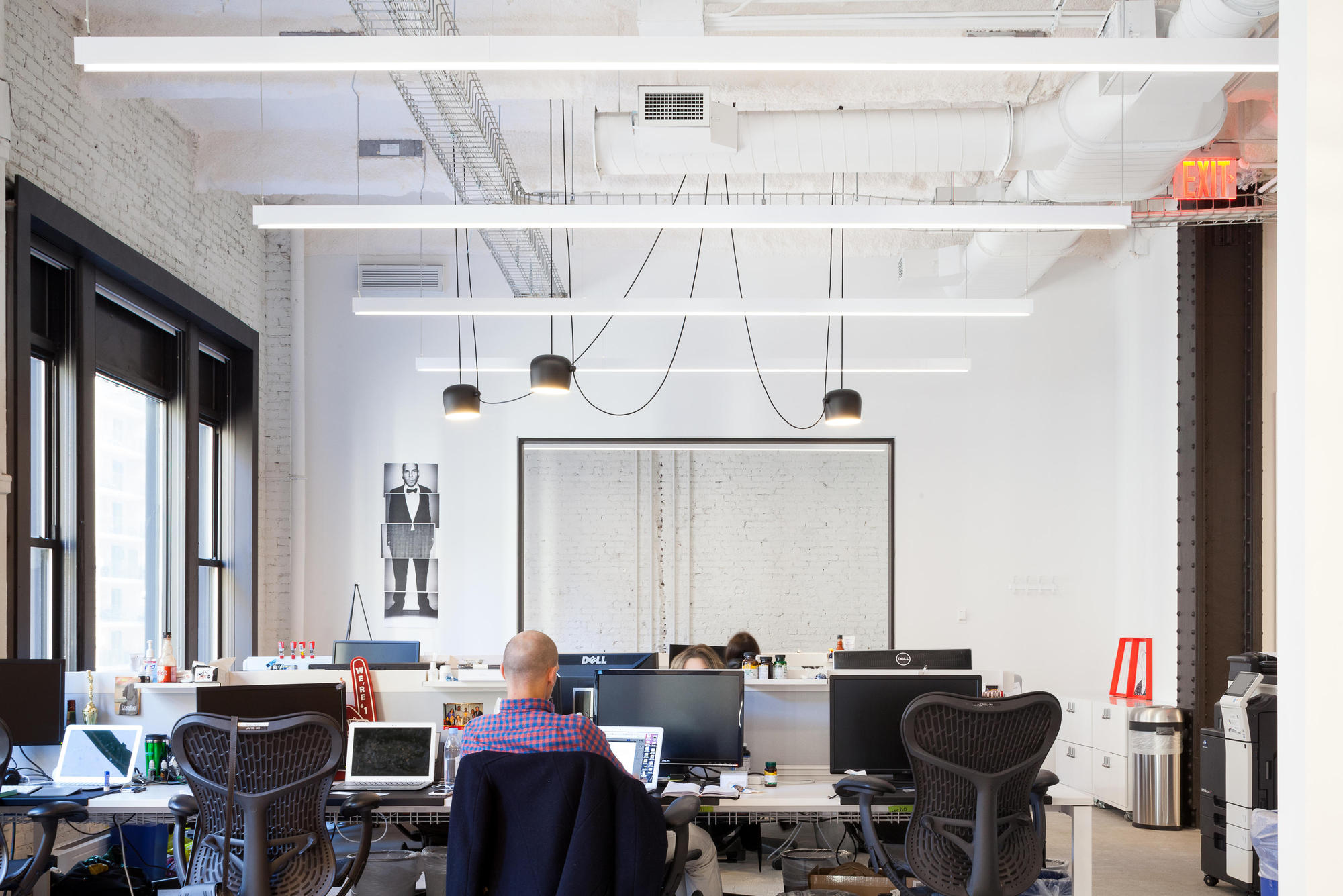 Gallery of Media Headquarters / Olson Kundig - 3