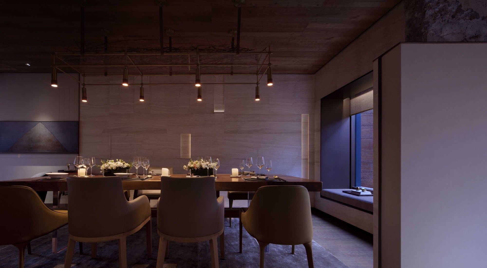 Gallery of East & West Restaurant / Horizontal Space Design - 20