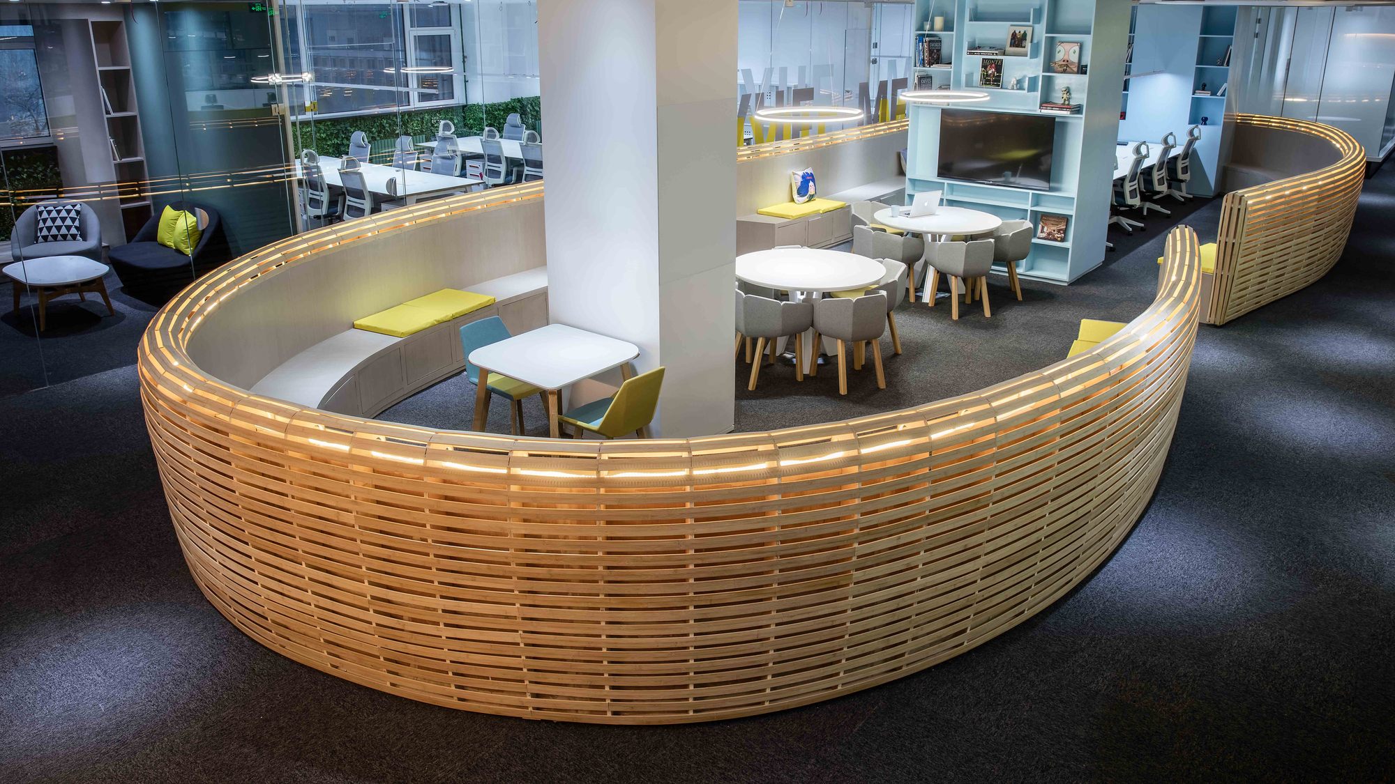 Gallery of Office Environmental Design of Shiyue Media / CUN Design - 17