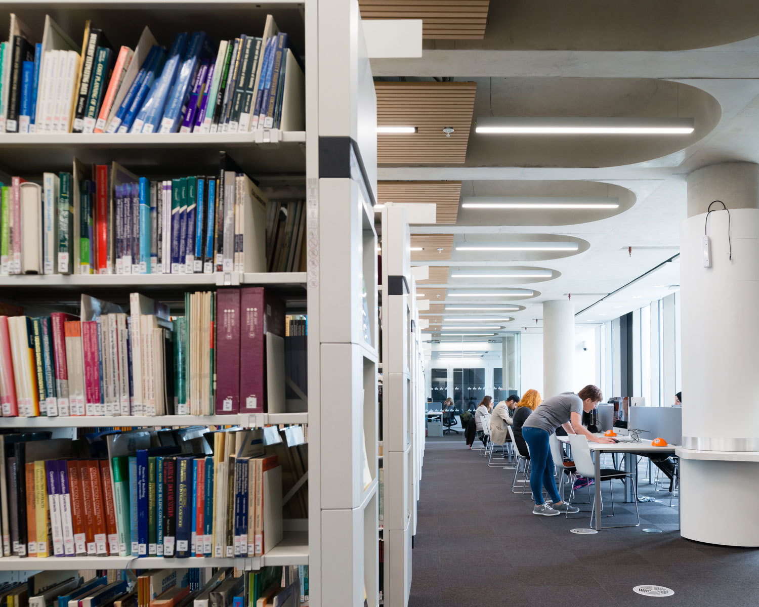 Gallery of New Library at the University of Bedfordshire / MCW ...