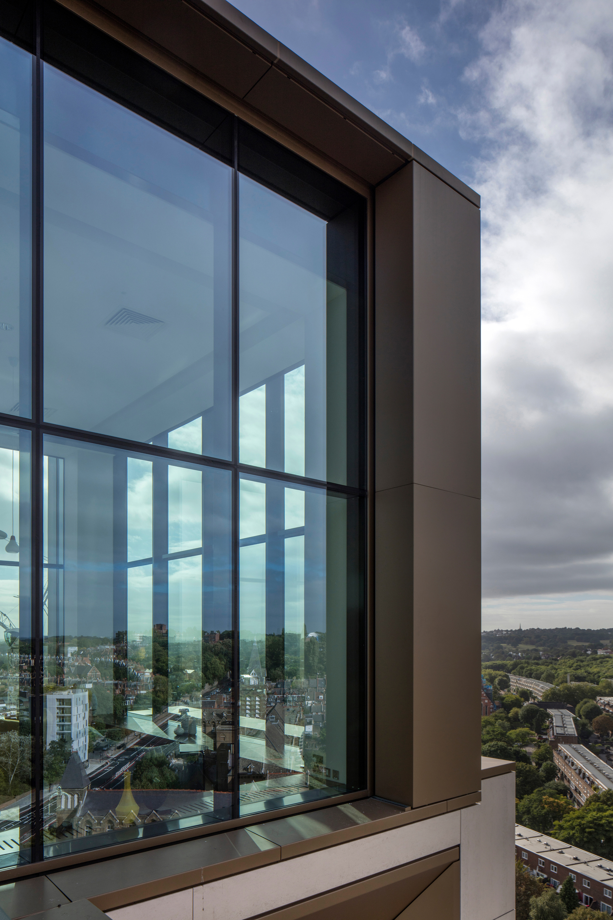 Gallery of Vantage Point / GRID Architects - 6