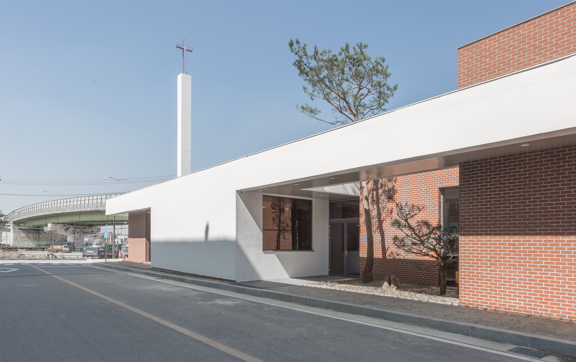 Gallery of Dongsan Church / Oh Jongsang - 4