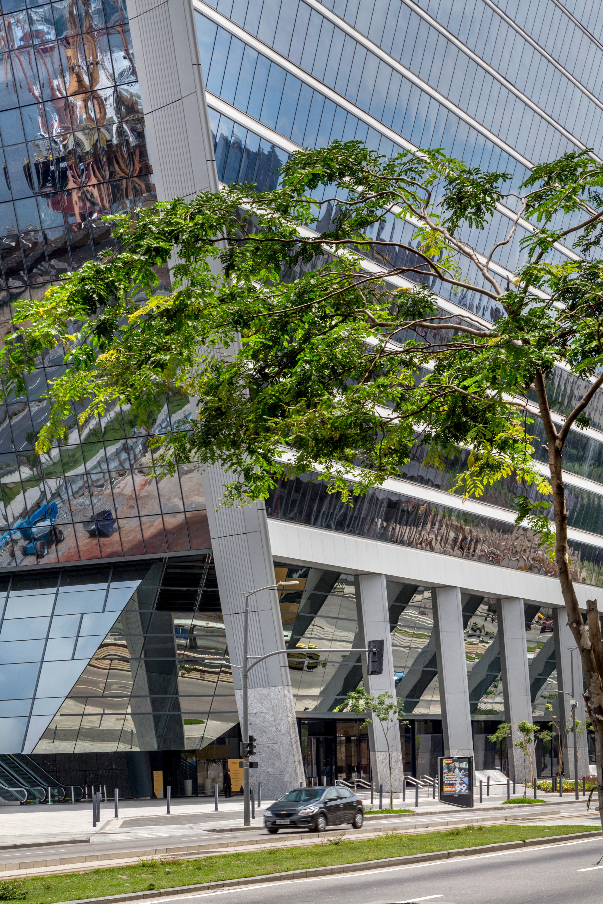 Gallery of Aqwa Corporate / Foster + Partners - 19